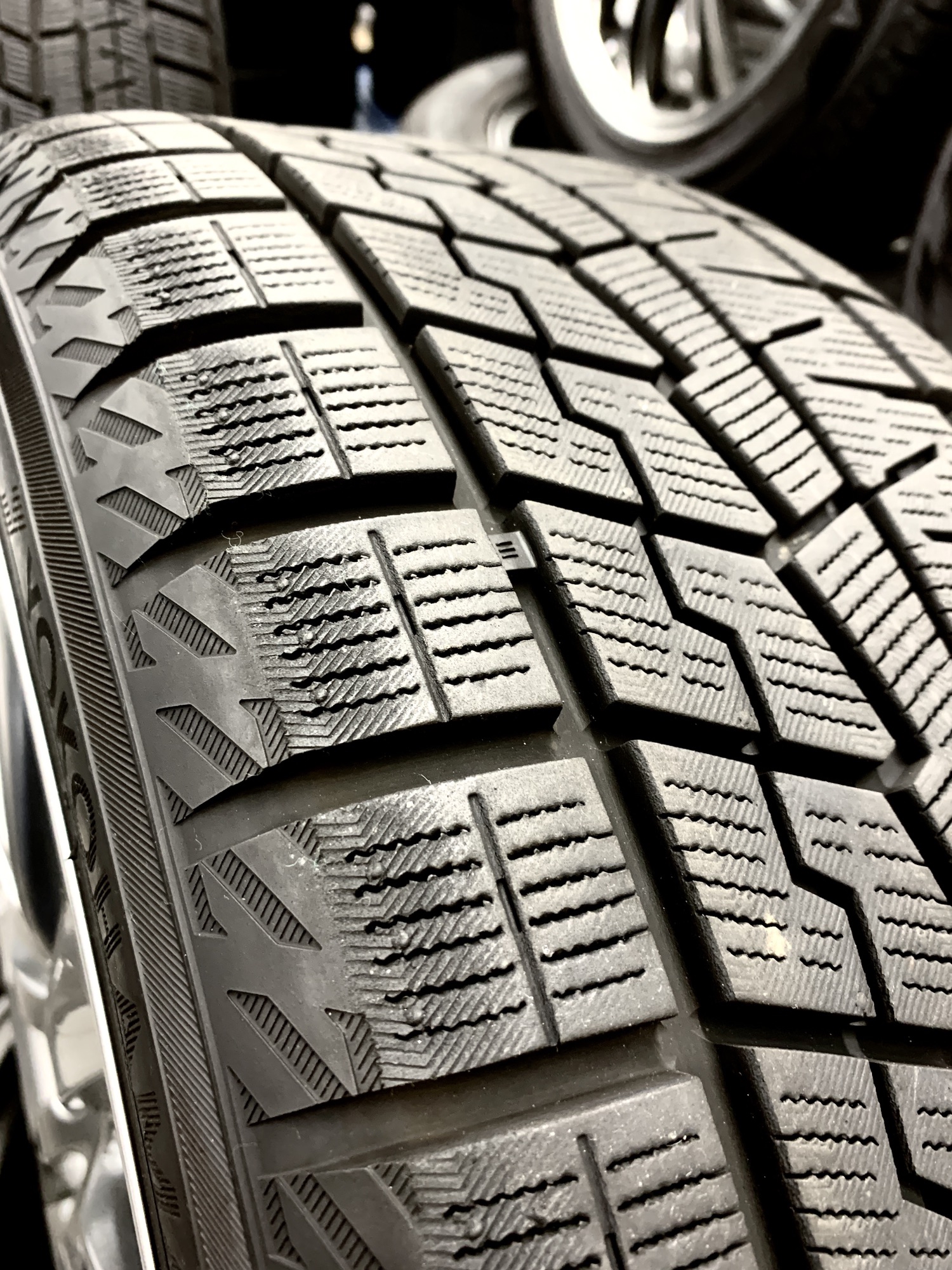 iceGUARD現行モデル入荷！！ | HAPPY TiRE