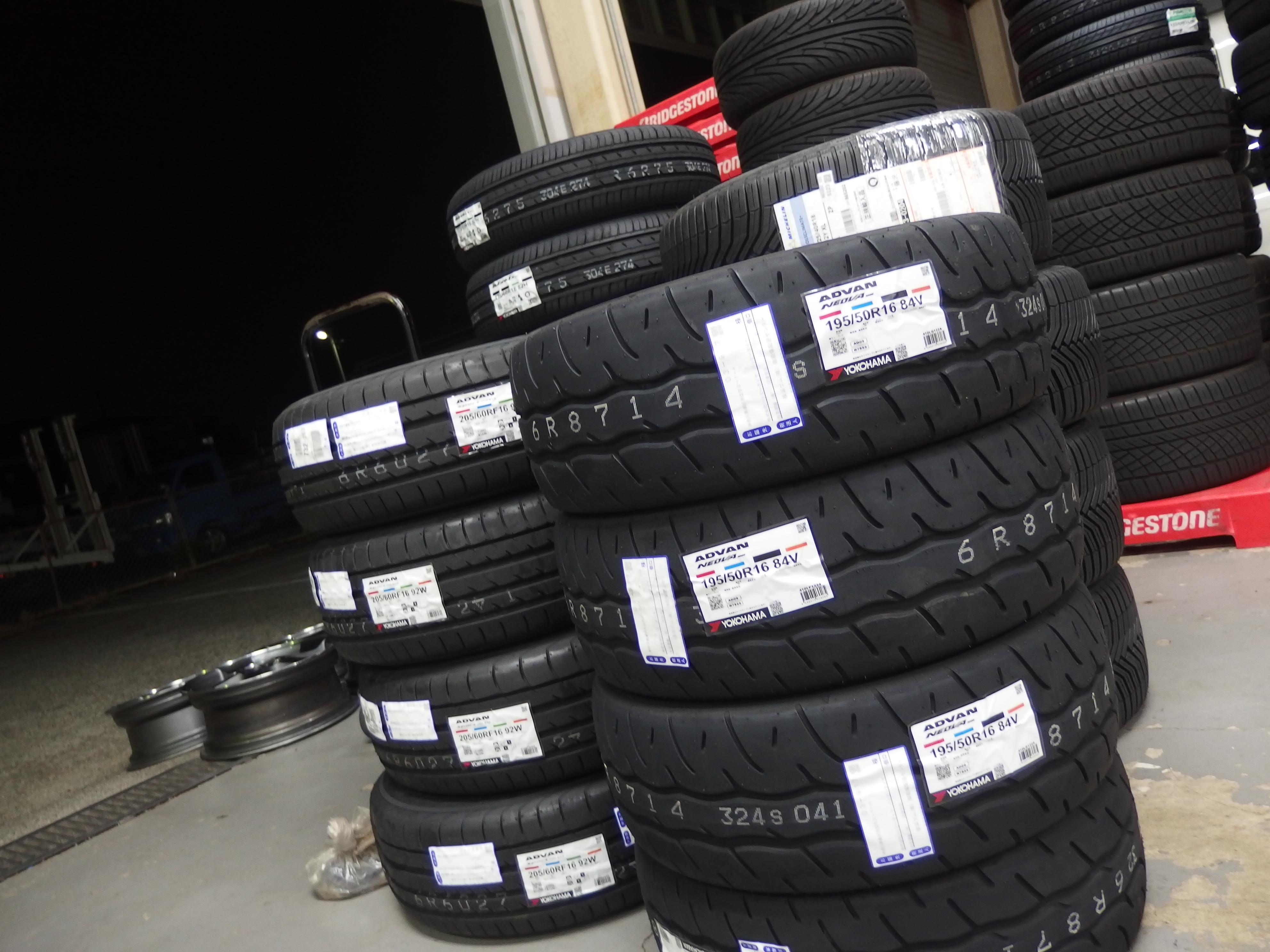 新品タイヤも！！ | HAPPY TiRE