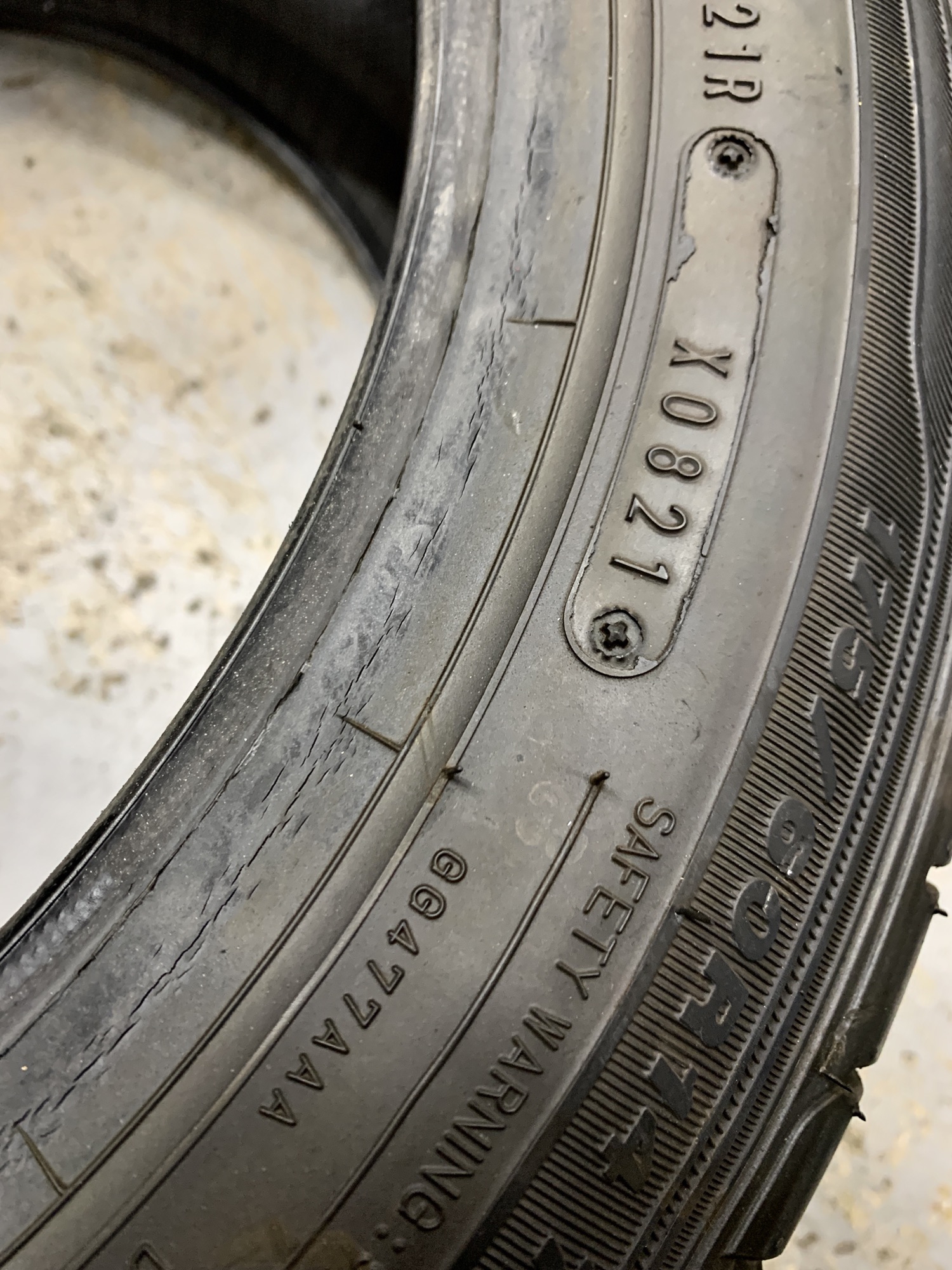 引っ張りタイヤ | HAPPY TiRE