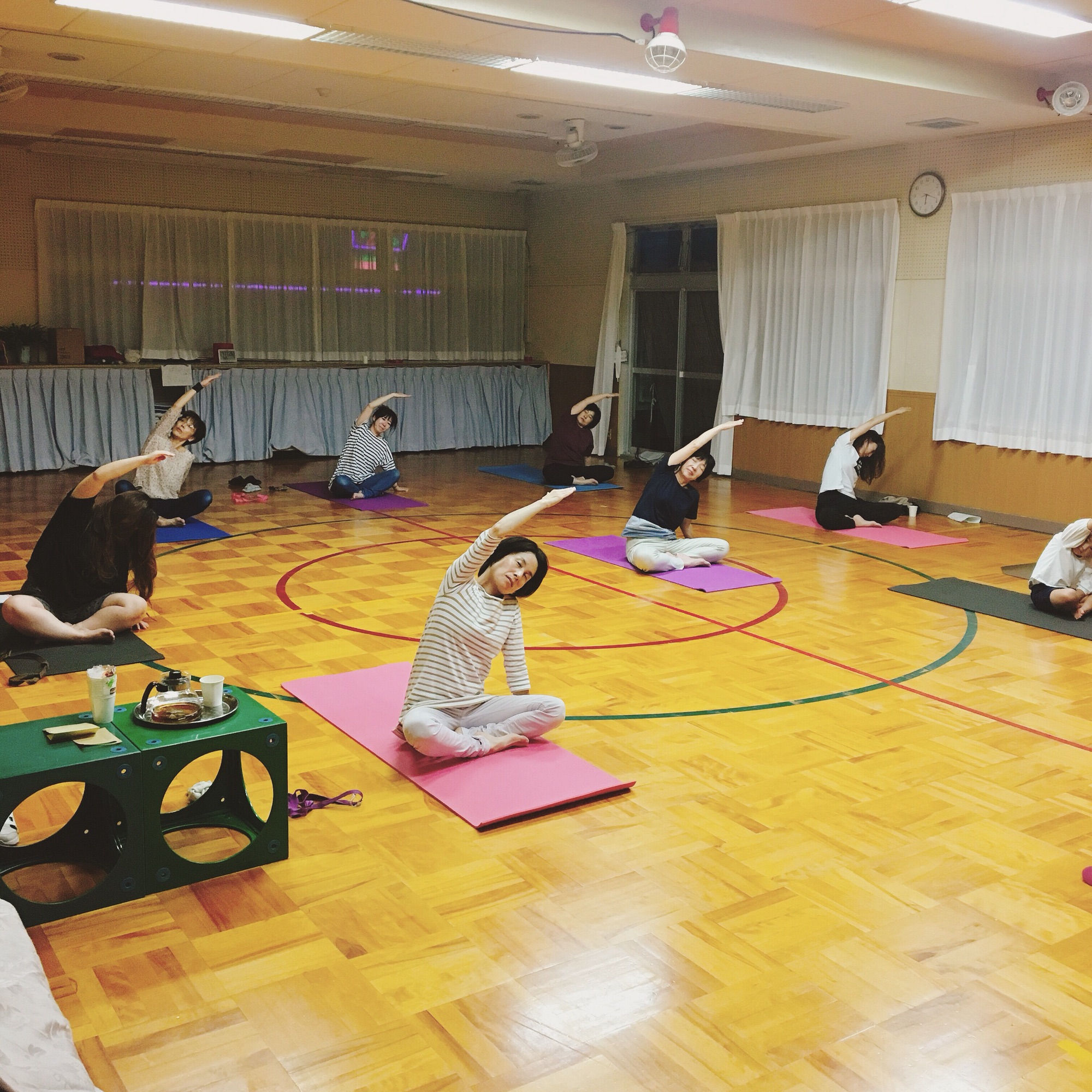 今 にいますか？ | YOGA STUDIO LIBRA
