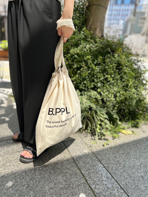 B.PPL gathering tote bag | fleur de lis BLOG's