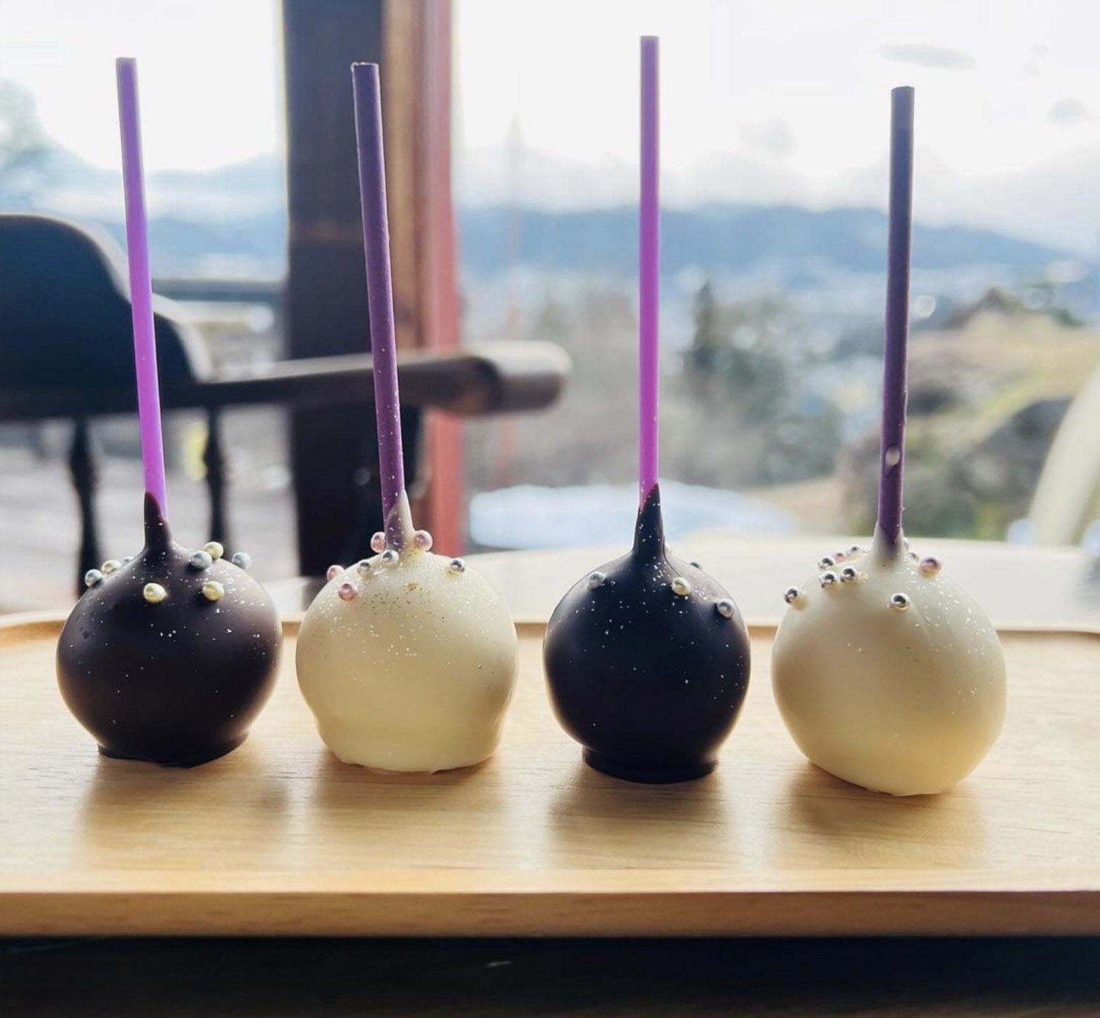 ケーキポップス Come back! | 【公式】cafe 櫟 -Ichii-