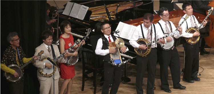 Spring Jazz Festival in Shinjuku / May 2009 | Banjo Stompers