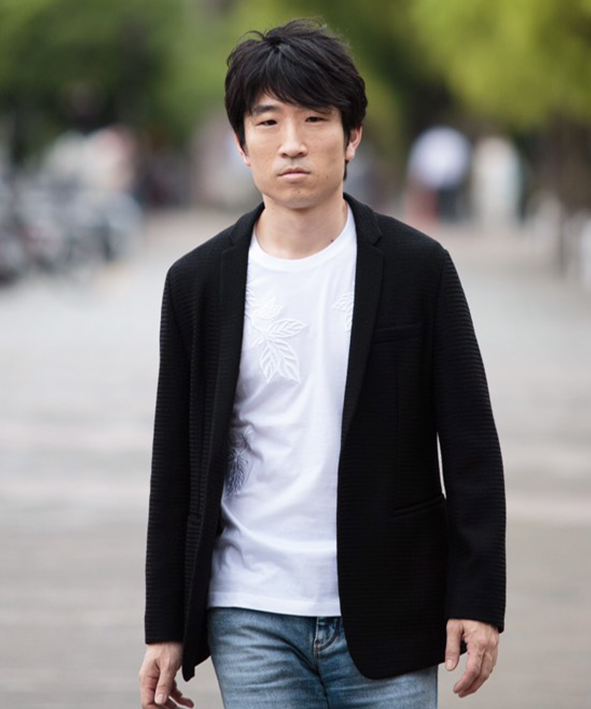 PROFILE | Dr.Y Official Page