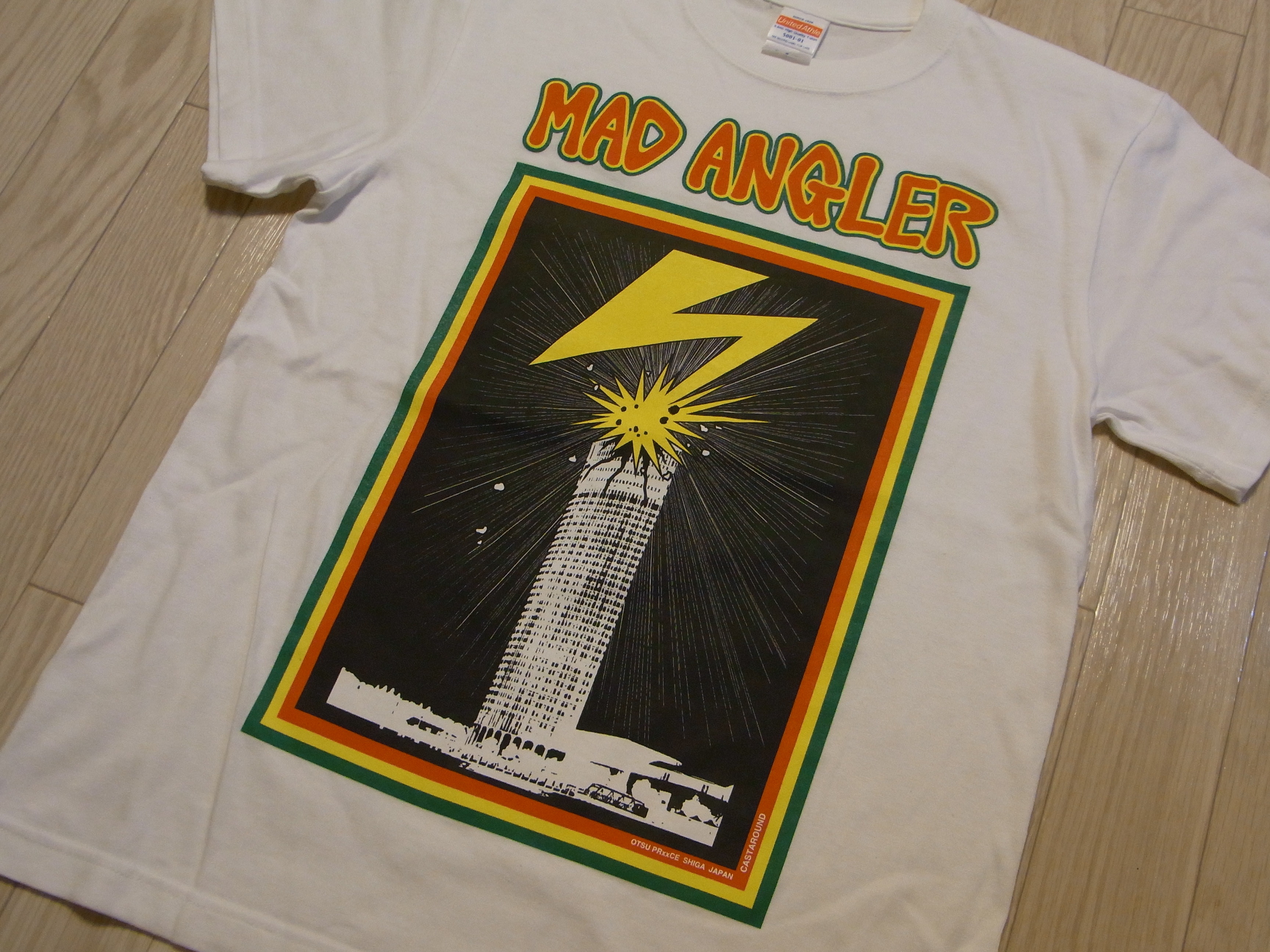 MAD ANGLER Tee | CASTAROUND OFFICIAL WEB