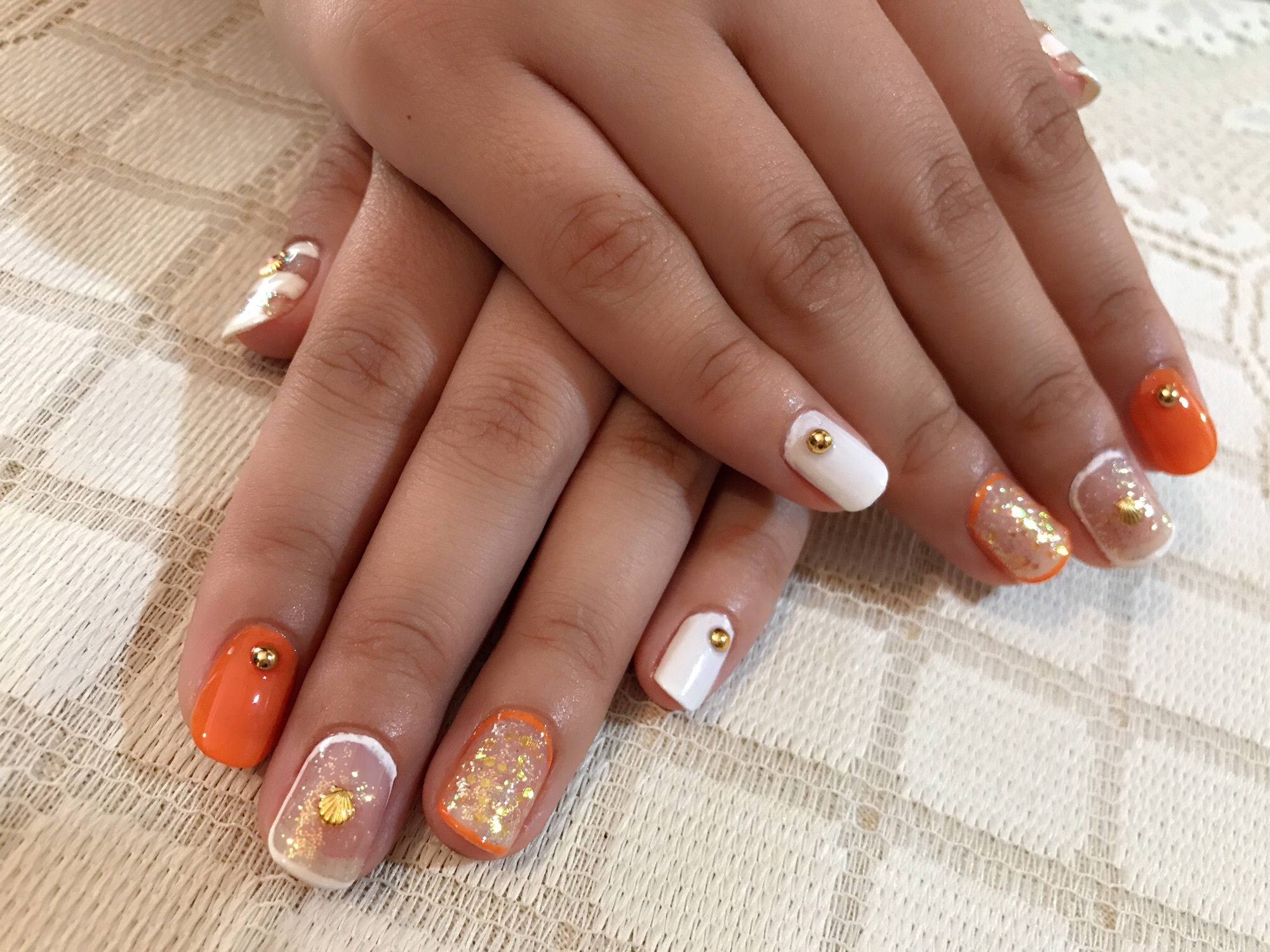 HAPPINESS NAIL