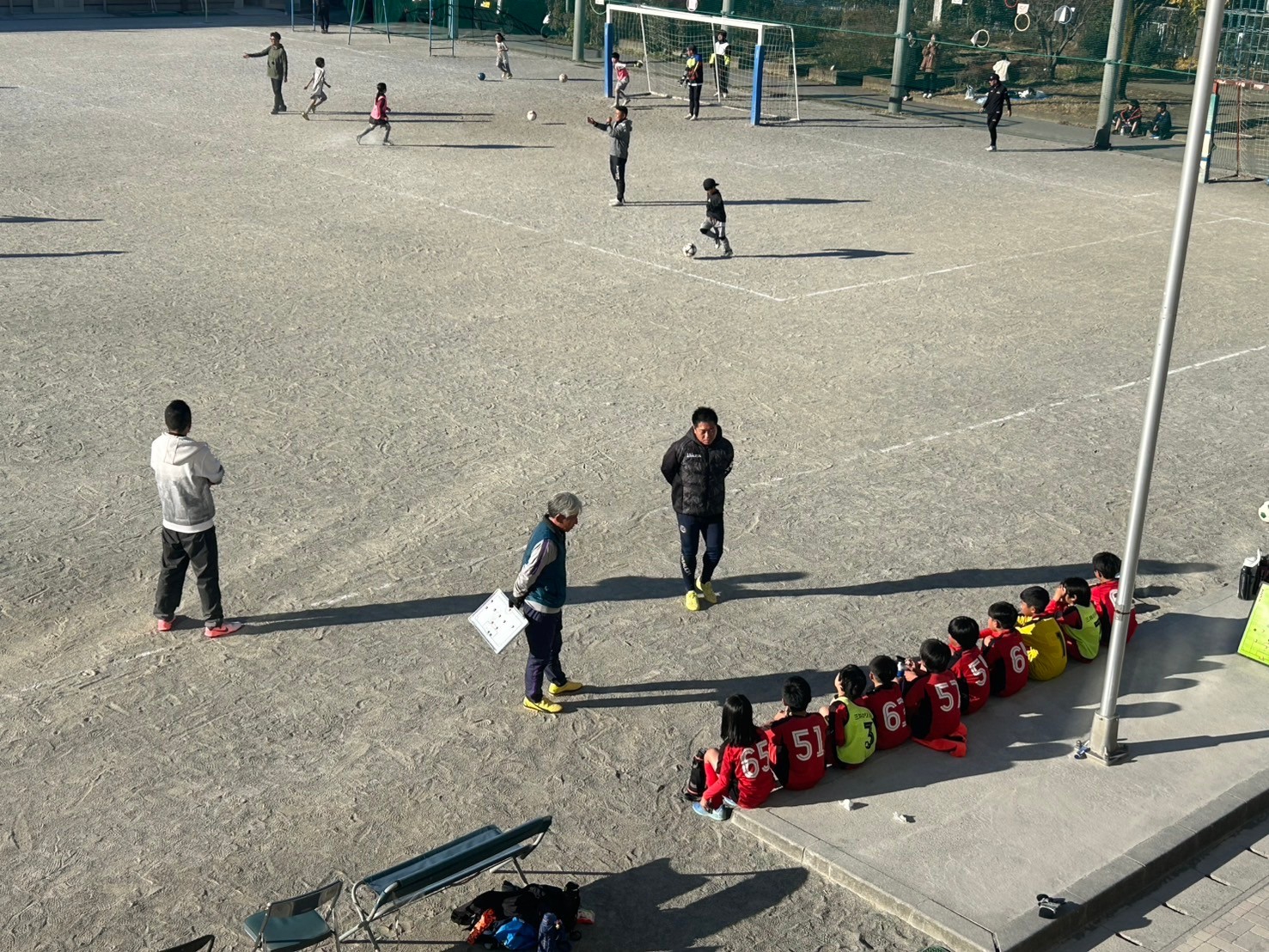 39期（4年生）交流試合(vsFCレガーレ)＠七小G | 八王子七小サッカークラブ（八王子七小SC） 東京都八王子市の少年サッカークラブ