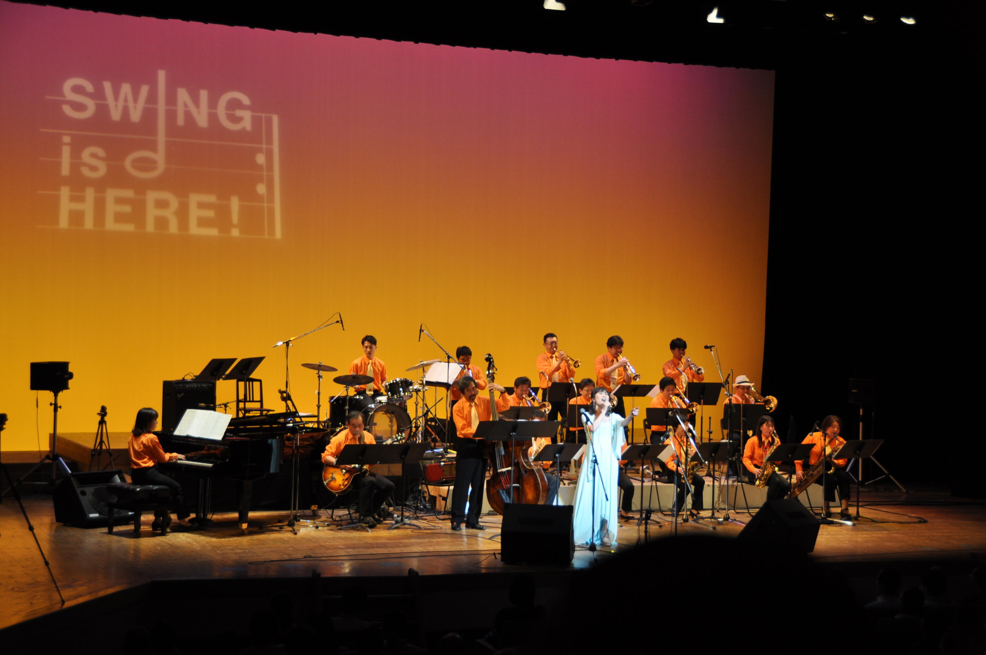 New Gloria Swing Orchestra