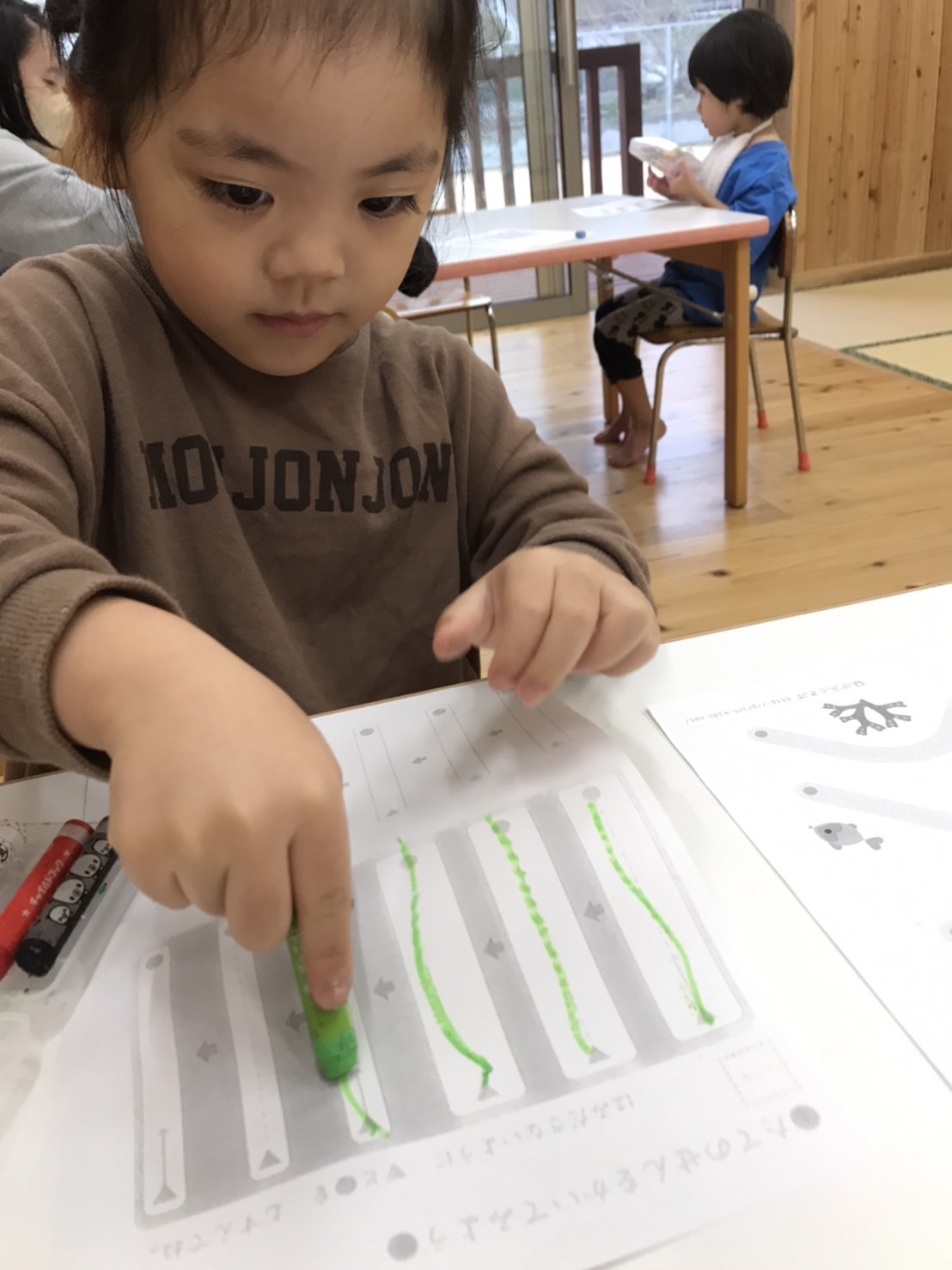 文字と線 未就学 | NPO法人 さんぽ