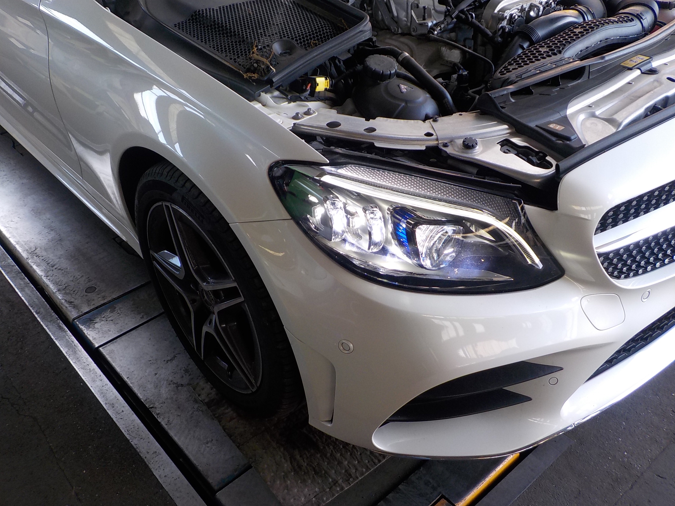 メルセデスベンツC200（205）アップデート、エンジン不調 | 有限会社 皆川自動車 公式HP