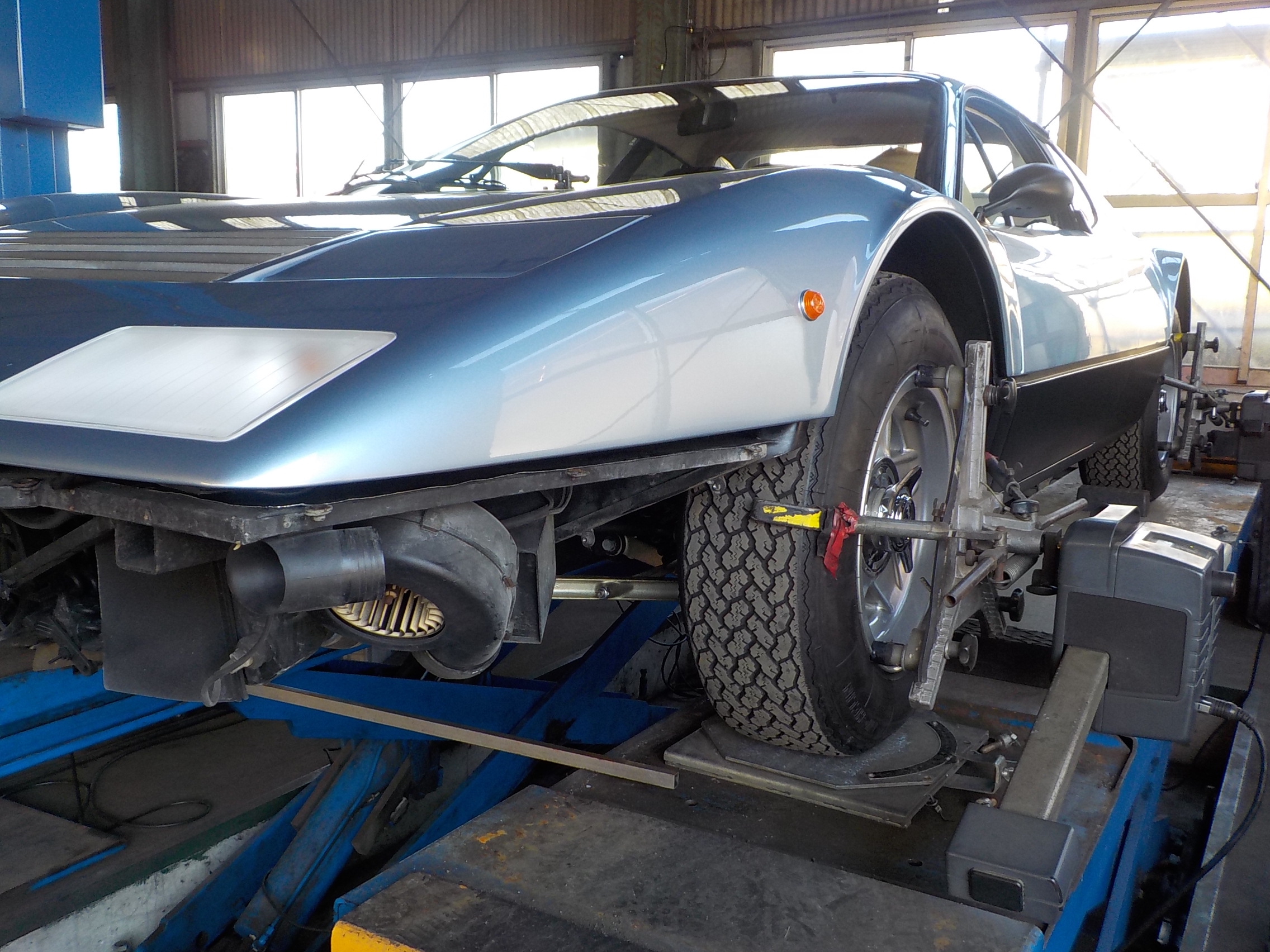 フェラーリ365GT／4BB ホイールアライメント調整。 | 有限会社 皆川自動車 公式HP