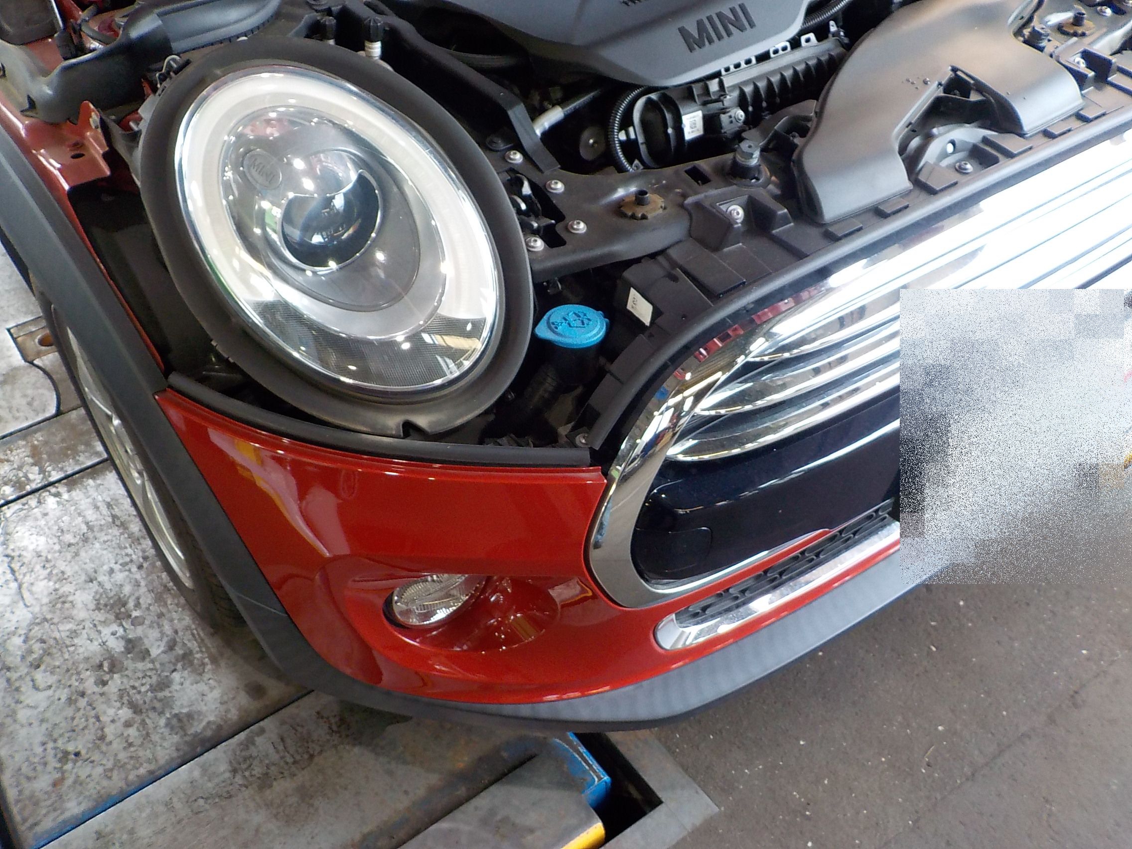 BMWミニ（F55）車検整備。 | 有限会社 皆川自動車 公式HP