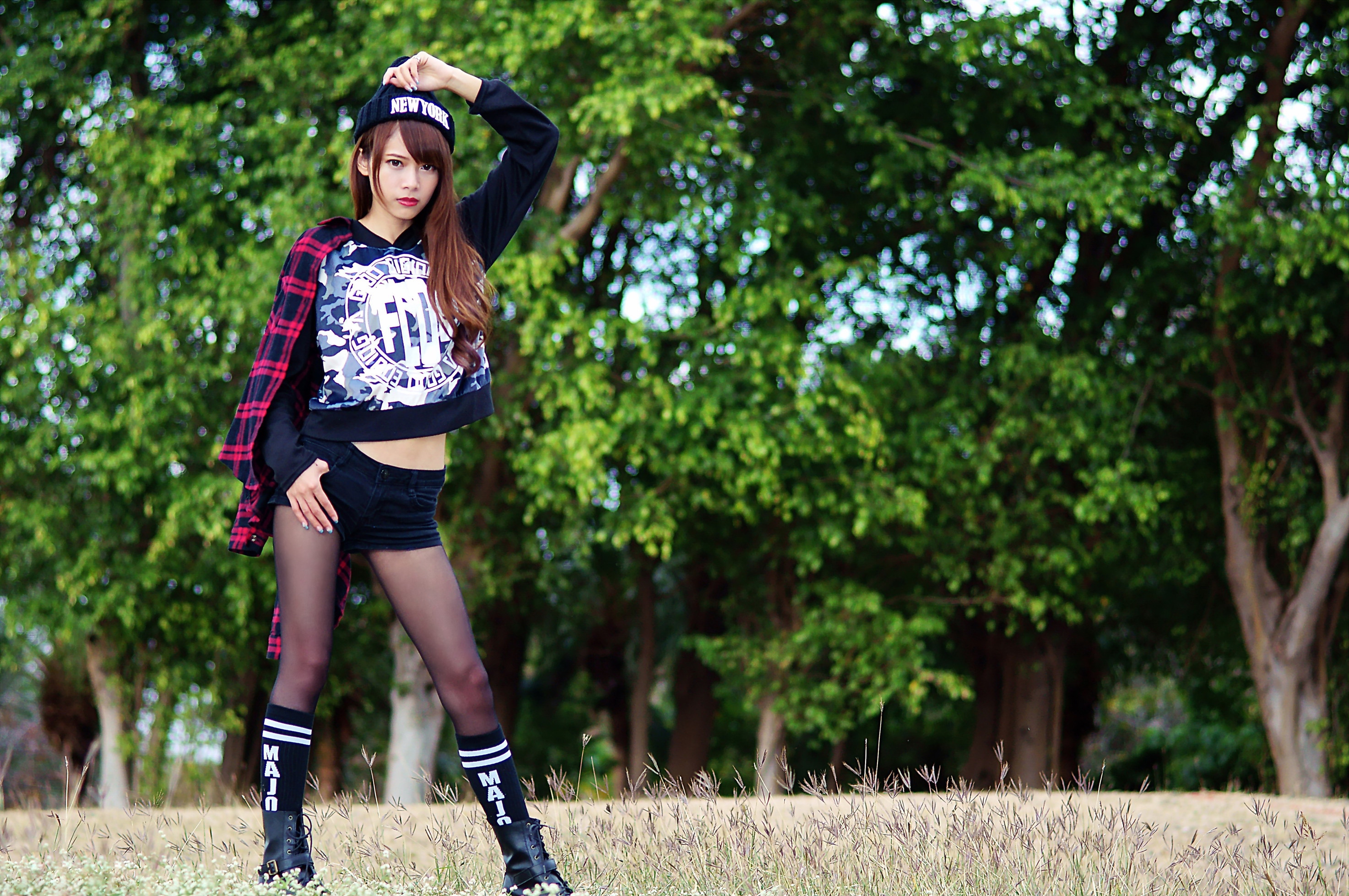 女性57 | Ash-field