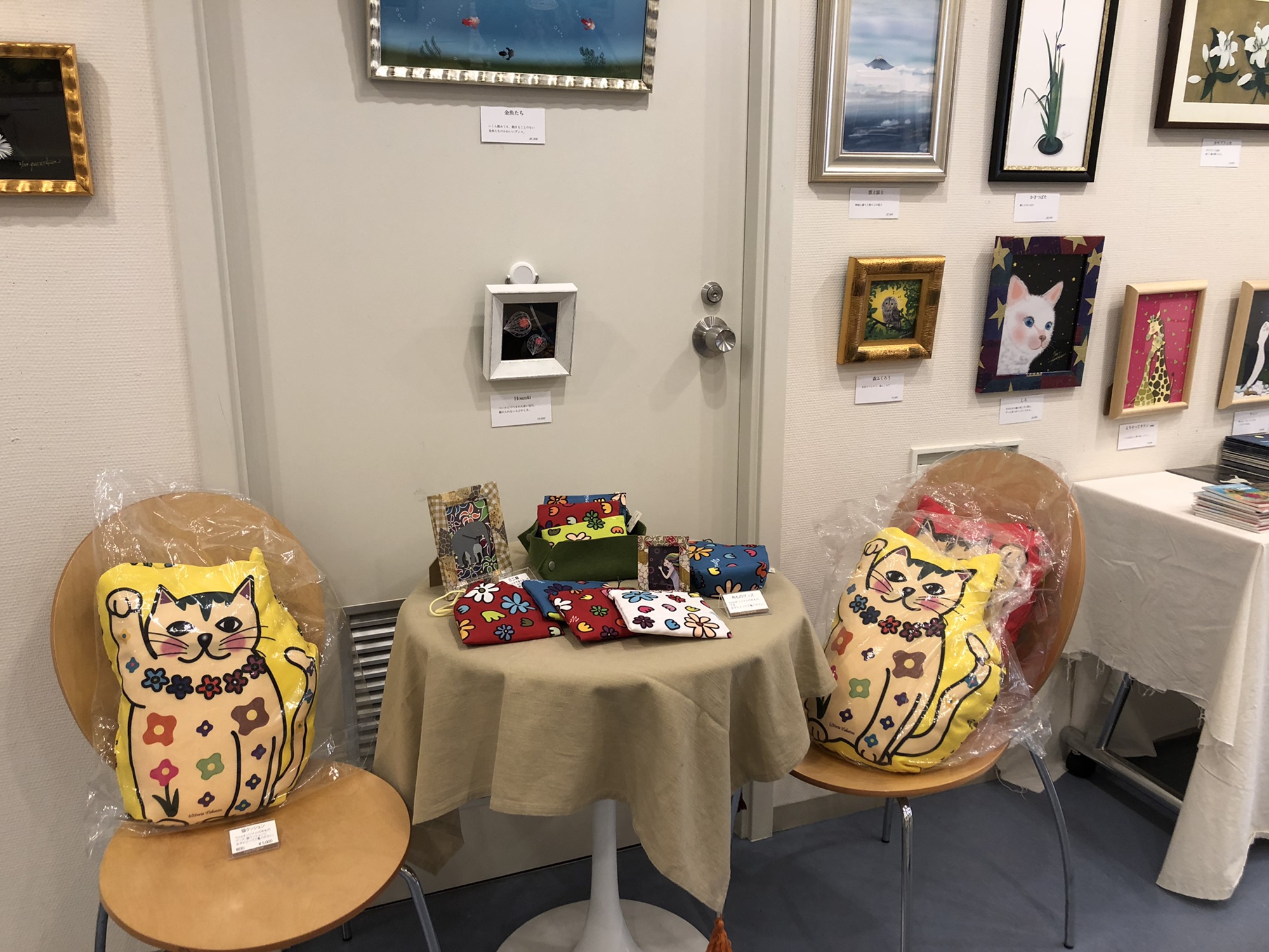 個展初日あけました。 | Yorie official HP