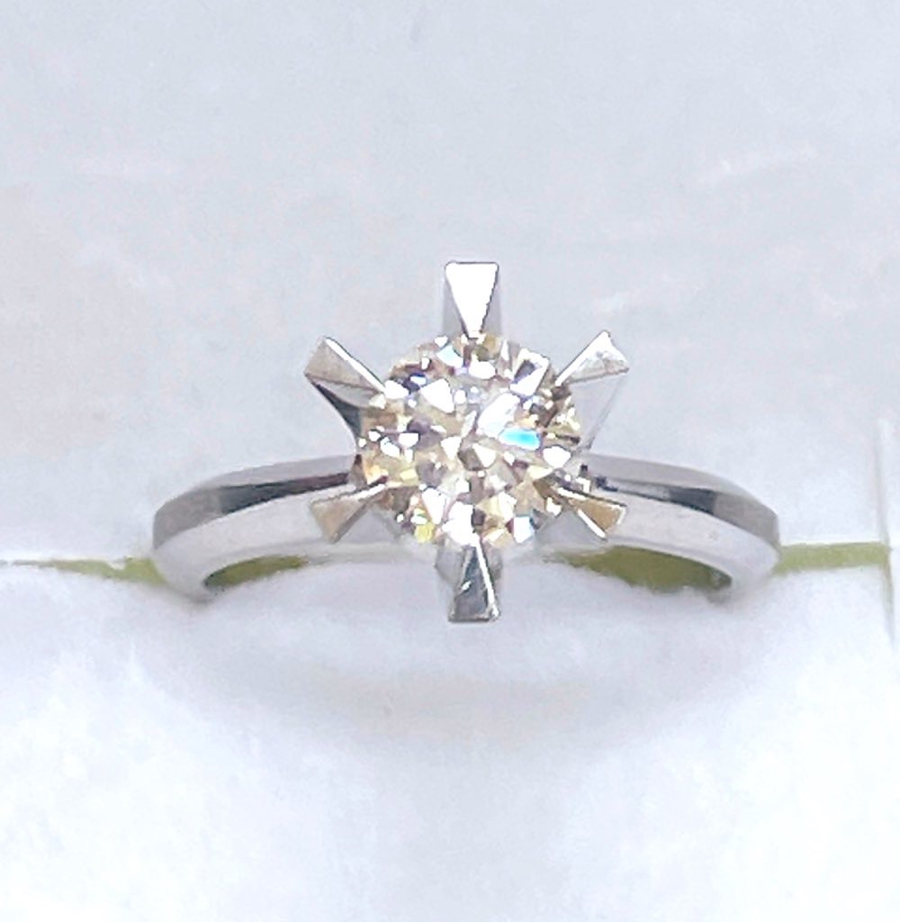 プラチナダイヤリングPt850 0.87ct Pt900 0.63ct お買取させていただきました | ㈱銀宝堂 金・プラチナ・金貨買取専門店