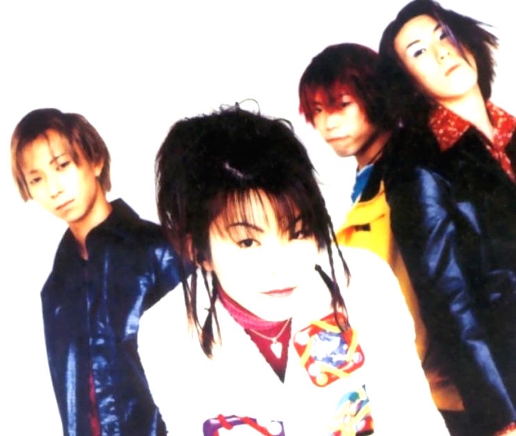 L'luvia | GALLERY OF VISUAL SHOCK