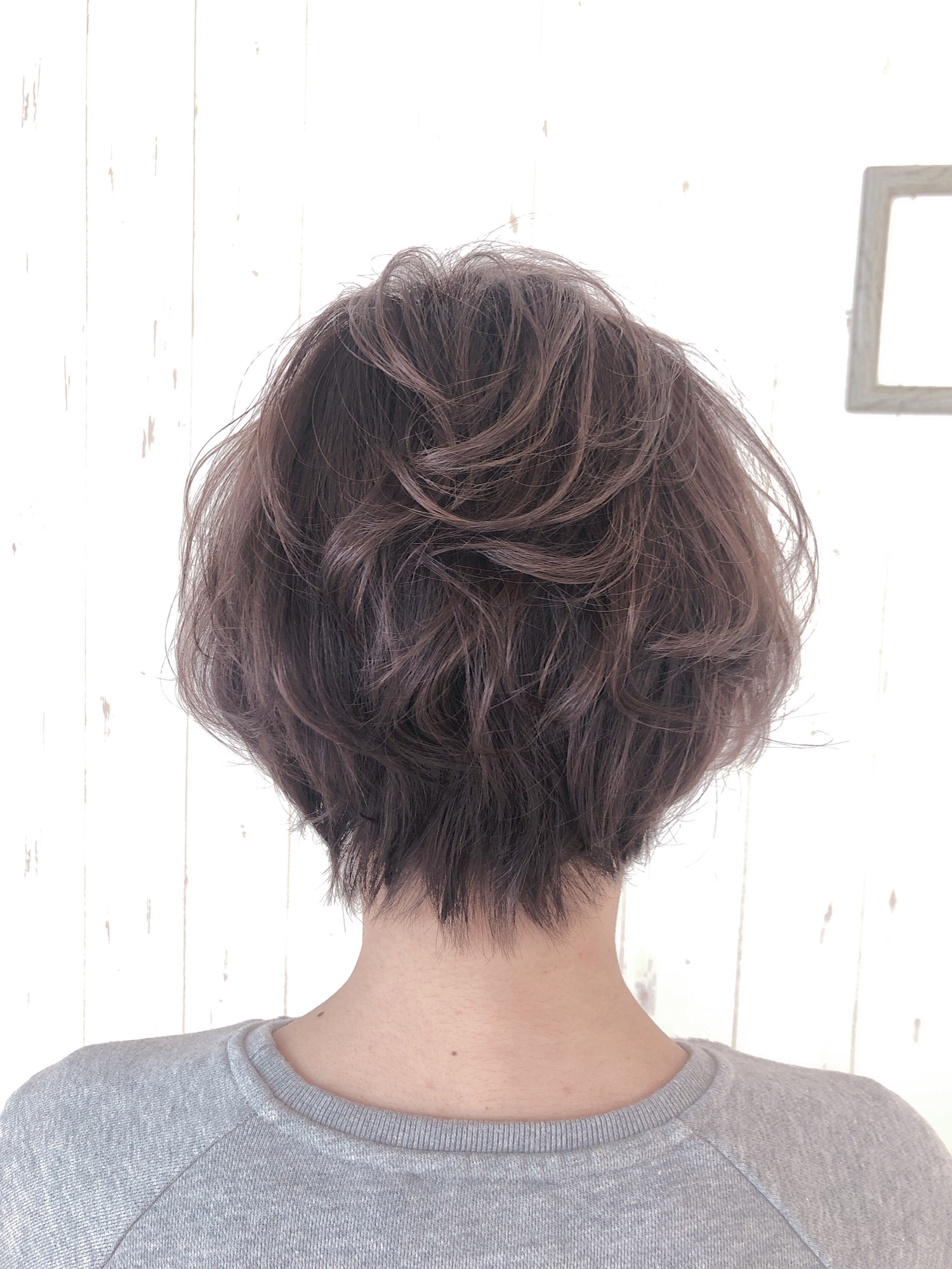 毛先ワンカールでふわふわボリュームアップショート | 姫路の美容院 NYNY Mothers 姫路南店 ブログ