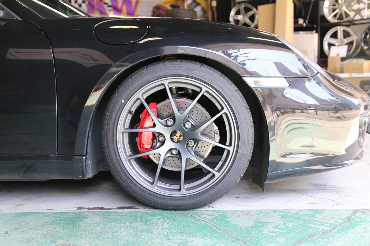 ポルシェ ケイマンSなお客様に、KW Ver3お取り付け！ | アクセスエボリューション目黒店 ACCESS EVOLUTION MEGURO