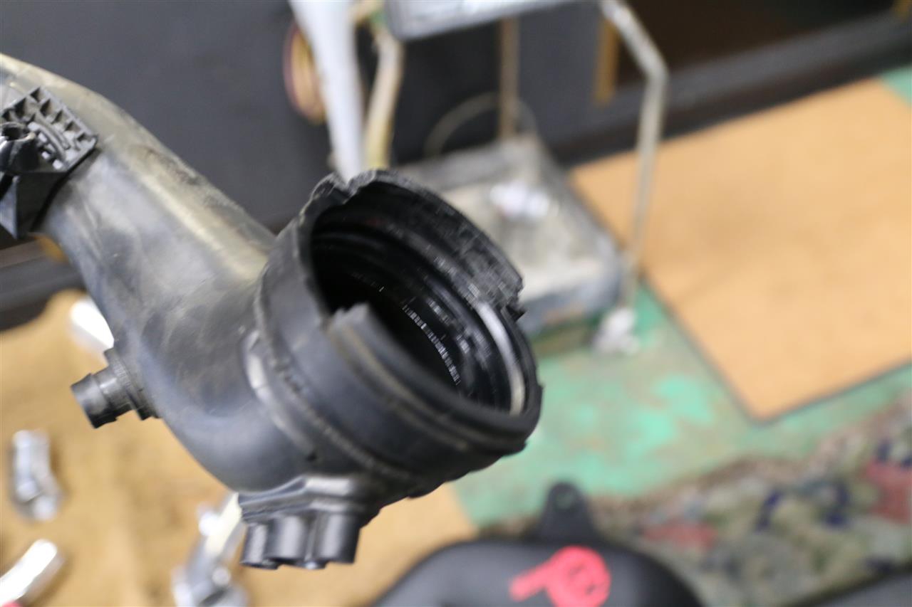 F32 435なお客様に、ERチャージパイプ＆ATF漏れ修理！ | アクセスエボリューション目黒店 ACCESS EVOLUTION MEGURO