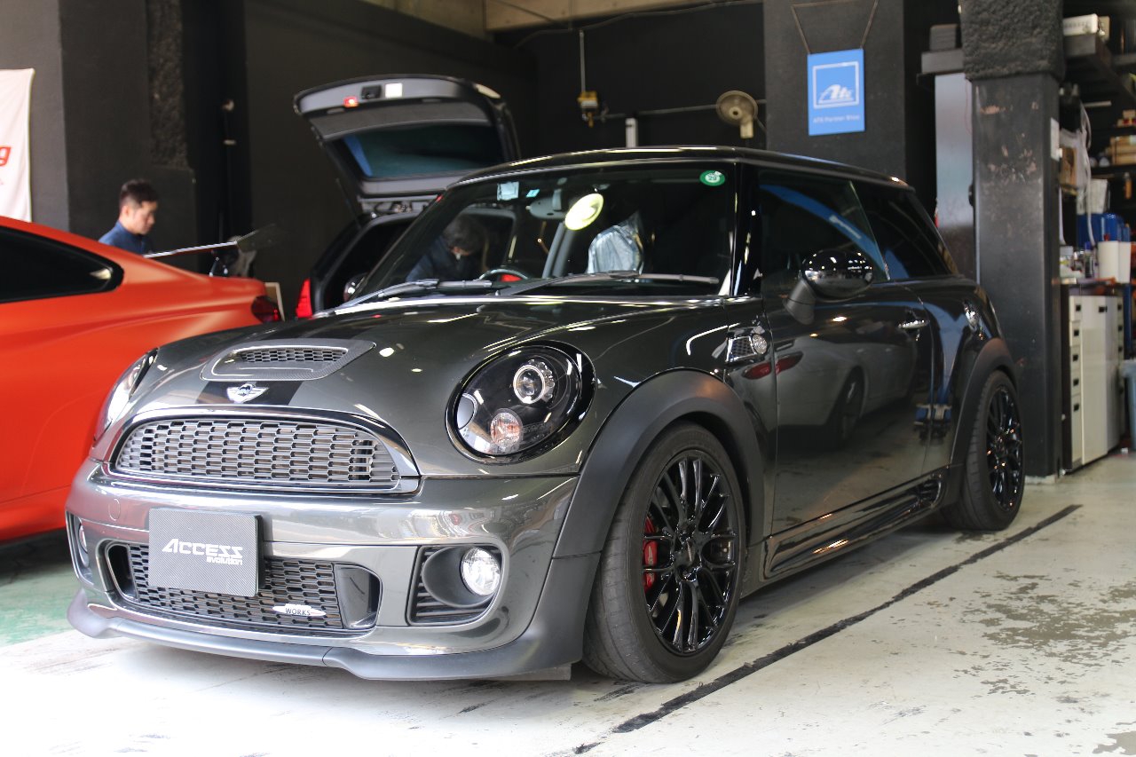 MINI R56 JCWなお客様に、いろいろと！ | アクセスエボリューション目黒店 ACCESS EVOLUTION MEGURO