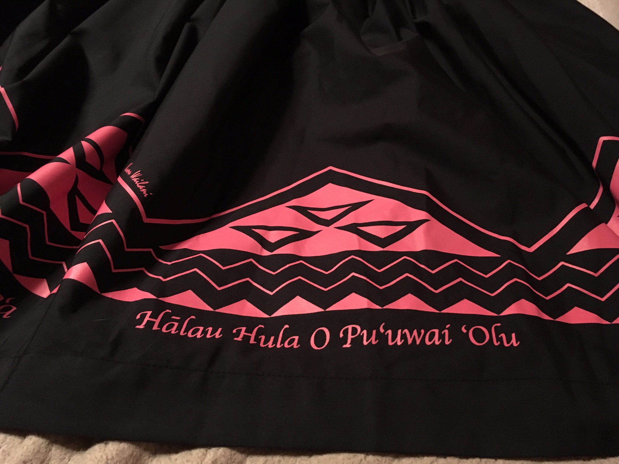 Hālau Hula O Pu'uwai 'Olu《プウヴァイ オル》