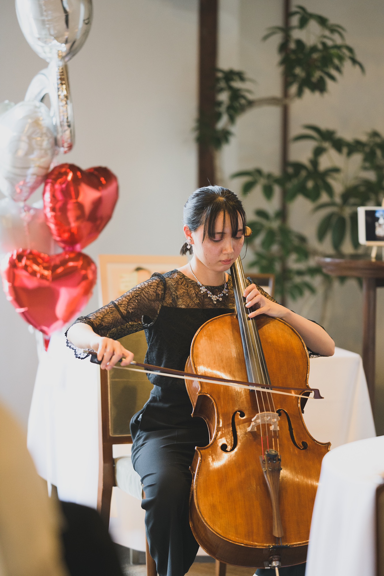 Contact | Miki Hirota