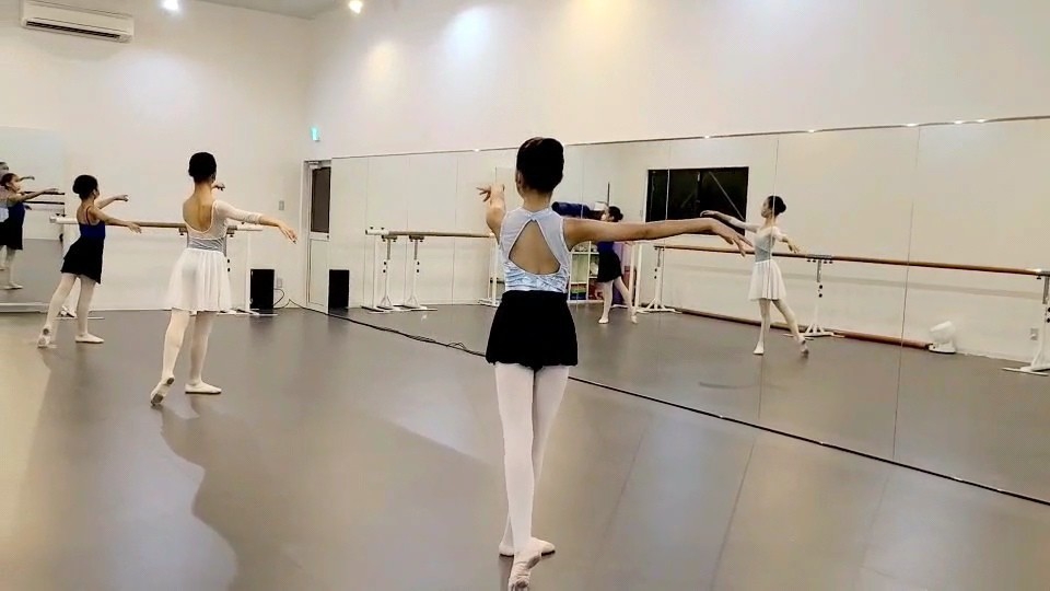 御礼 新スタジオオープン | Lily Ballet Theatre(リリー バレエ シアター)