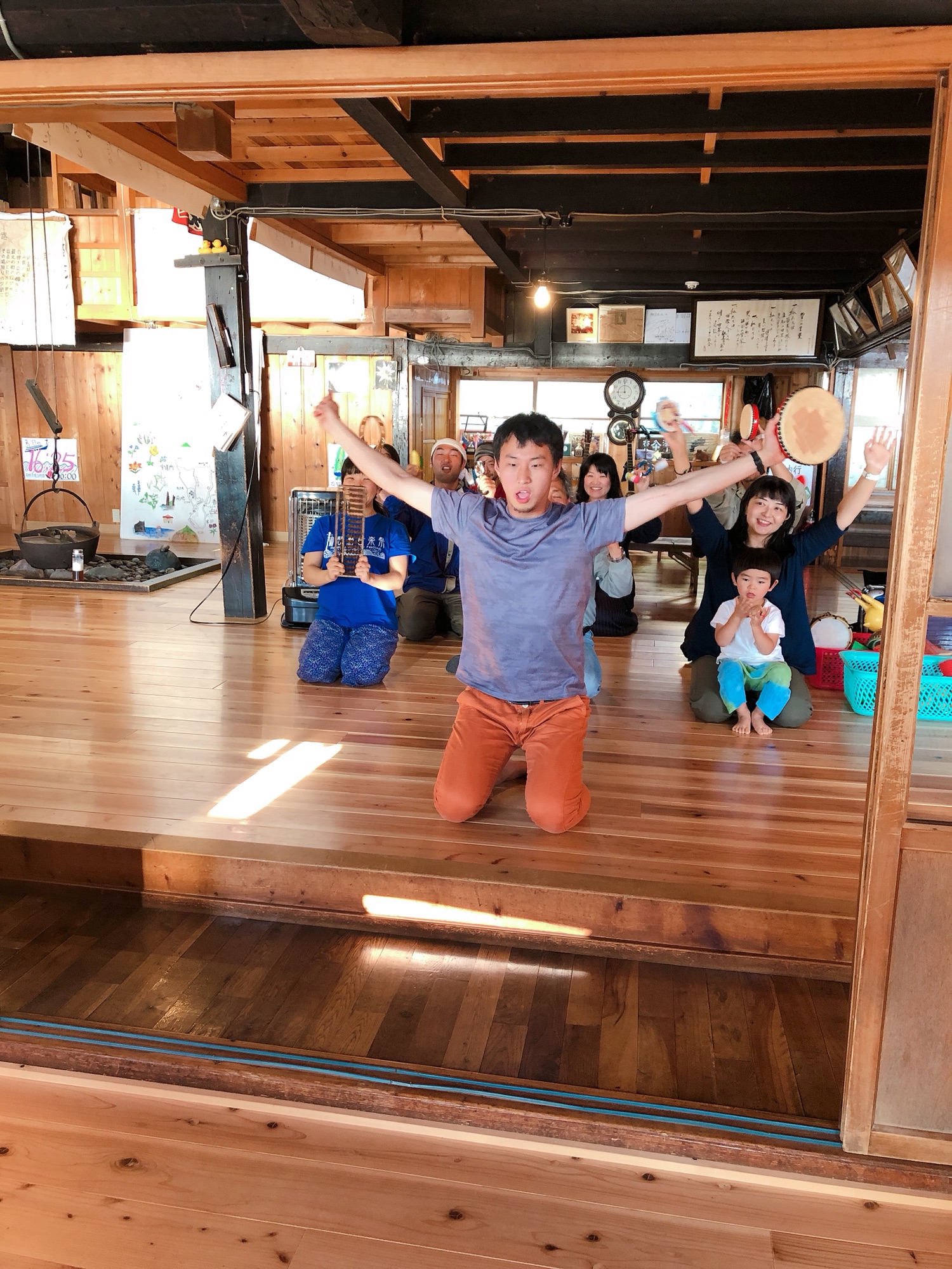 (ヽ'ん`)「島に帰るか」帰りそうな島 [535650357]