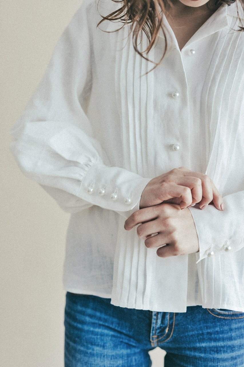【Ruimeme '20春 アイテム紹介 】Front tuck pearl button blouse | Lilou's Note