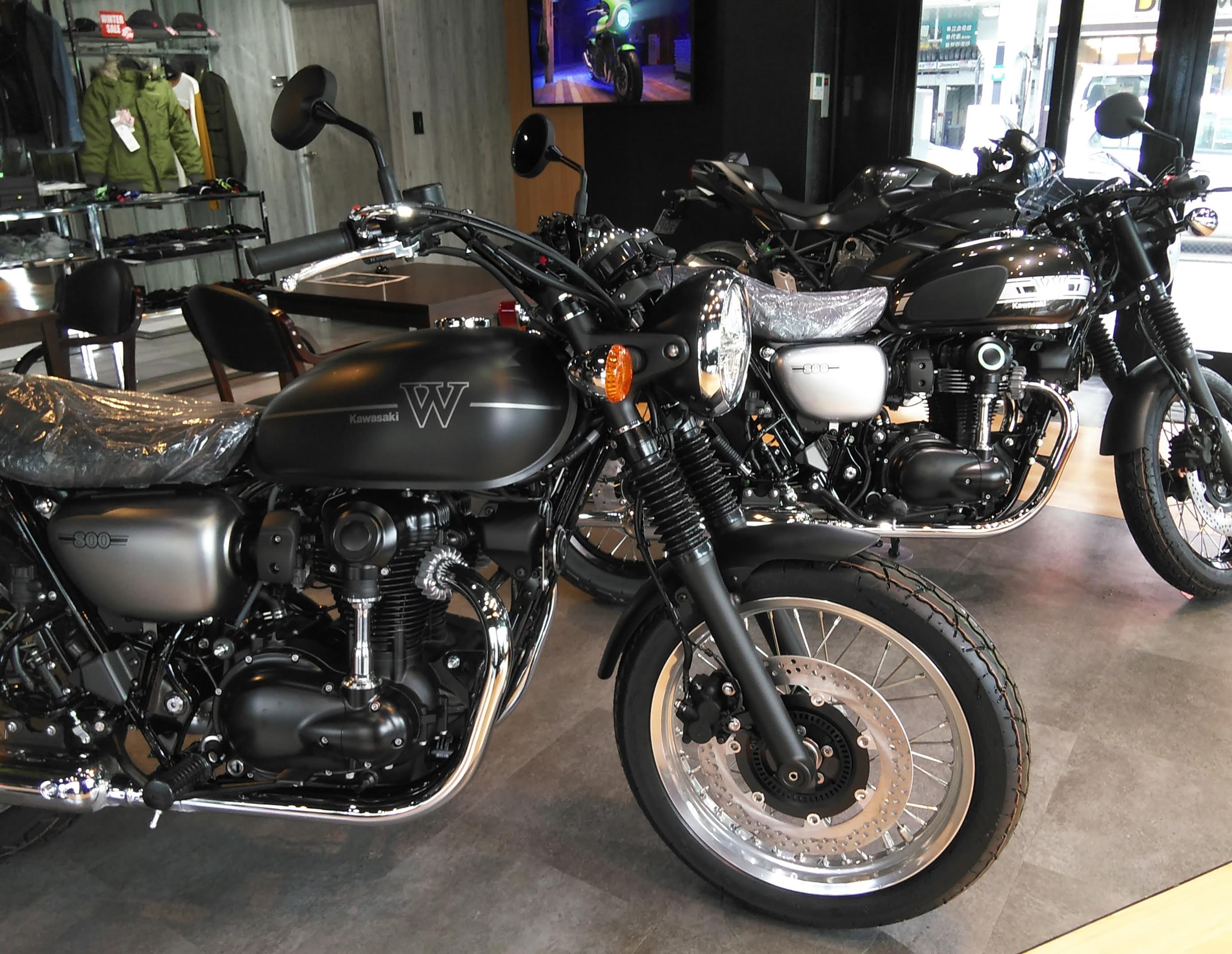 W800 CAFE / STREET入荷しました！ | カワサキプラザ東京練馬-バイク販売、車検、点検、修理、カスタム