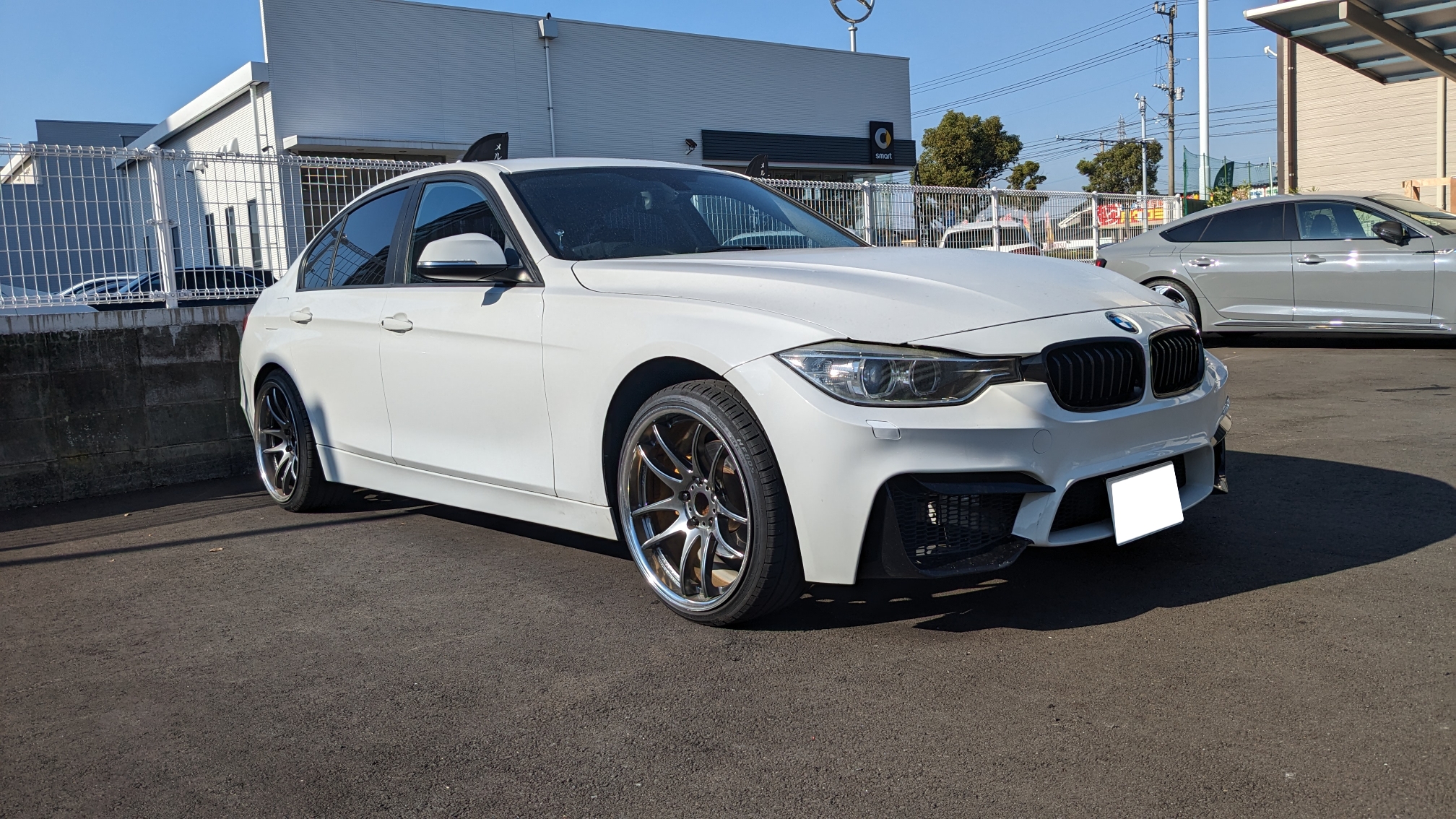 F30 328d タペットカバーパッキン&オイルエレメントハウジング交換！ | POLE POSITION