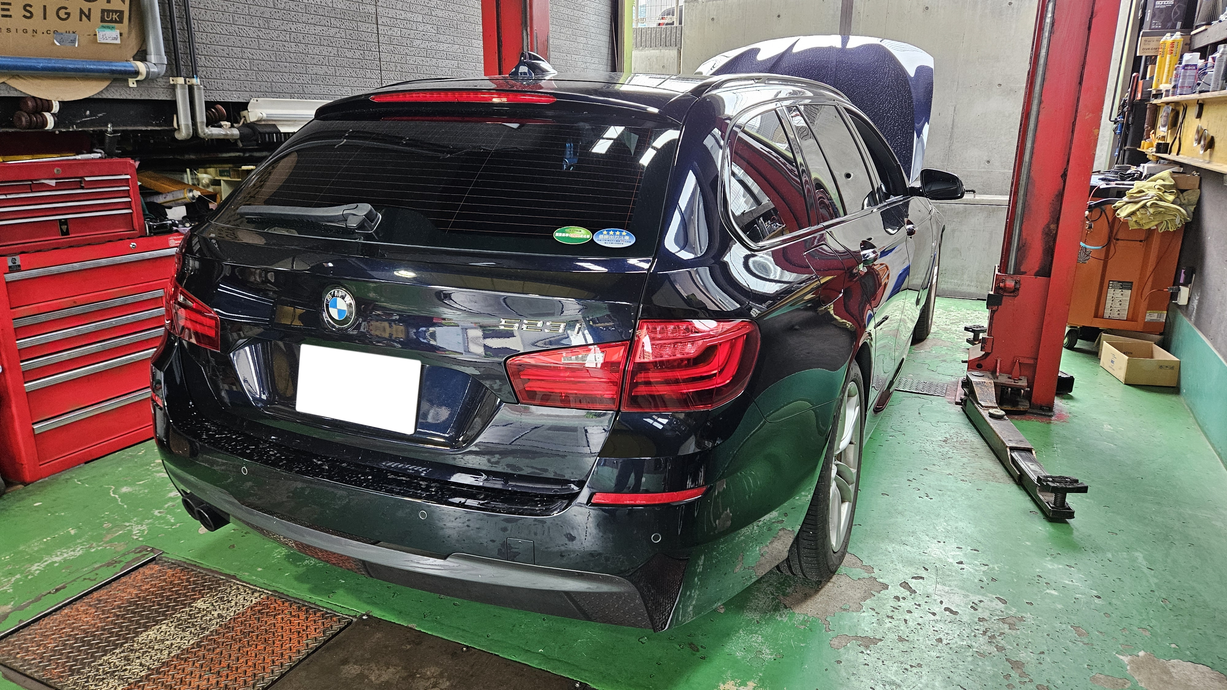 BMW F11 523i ブロアファン交換、ベンツ W246 B180 車検、バッテリー交換！ | POLE POSITION