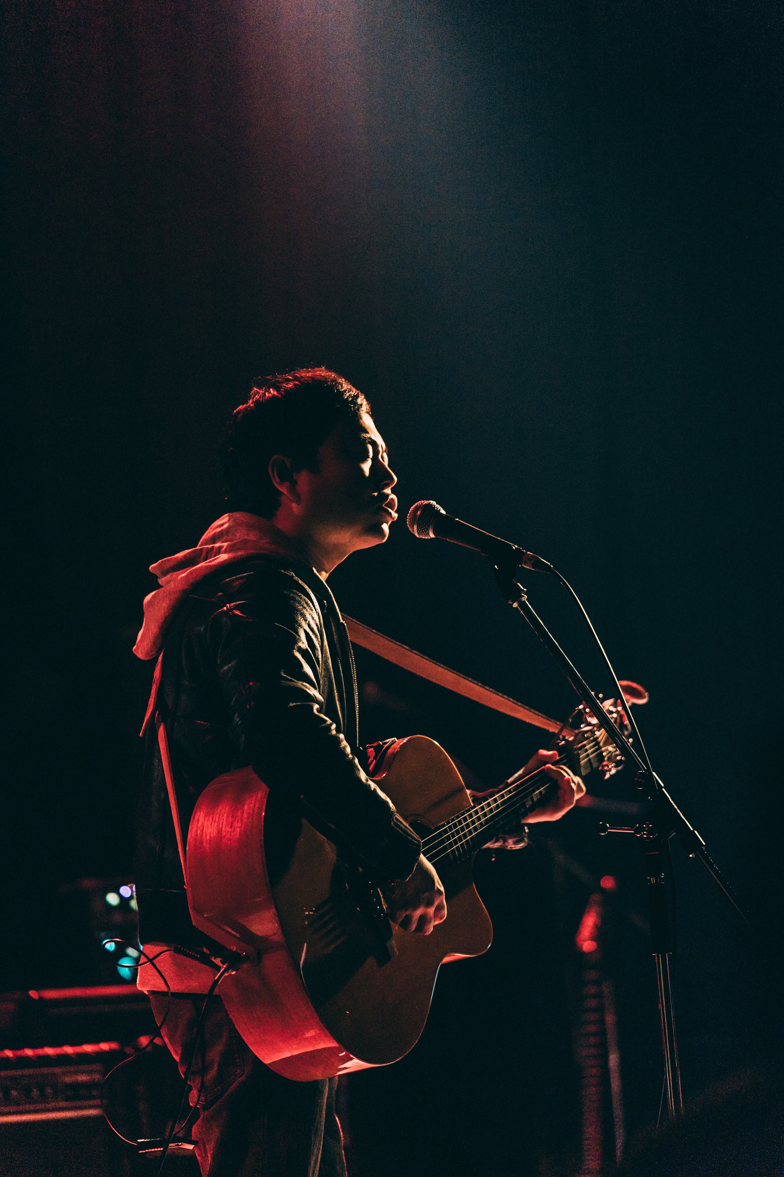 BIOGRAPHY & DISCOGRAPHY | akira takeuchi's web site