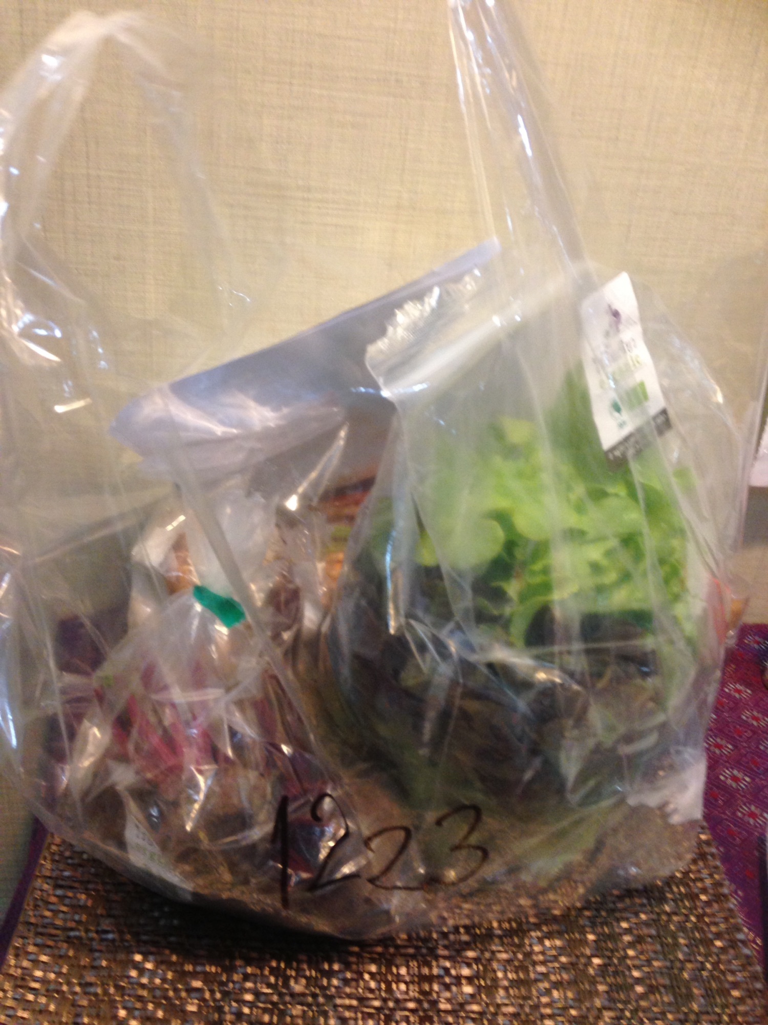 EMFRESH産直・新鮮・安全野菜バンコクご自宅配送サービス | 柴犬小鉄のタイ散歩