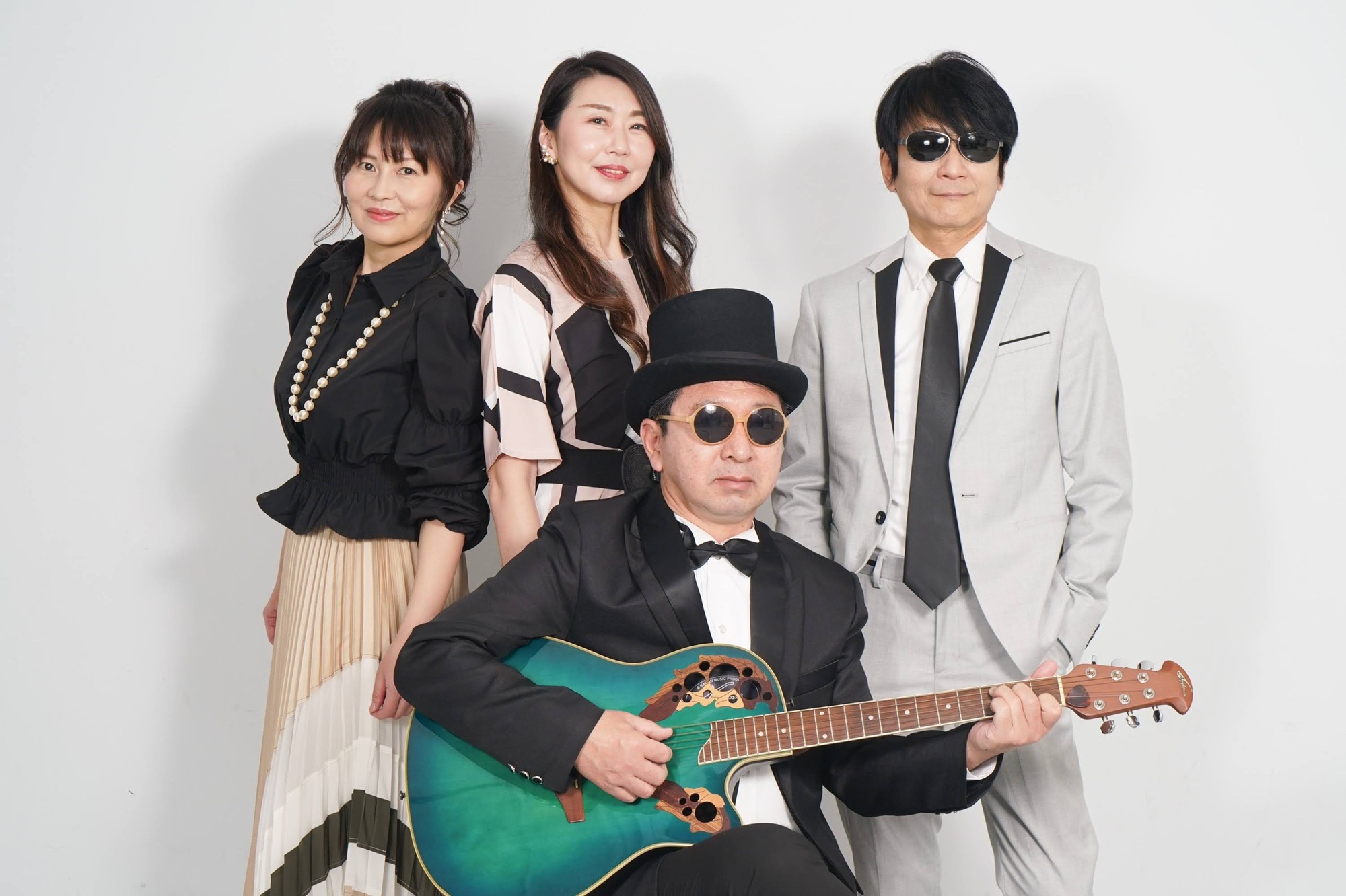 BIOGRAPHY | REAL VOX