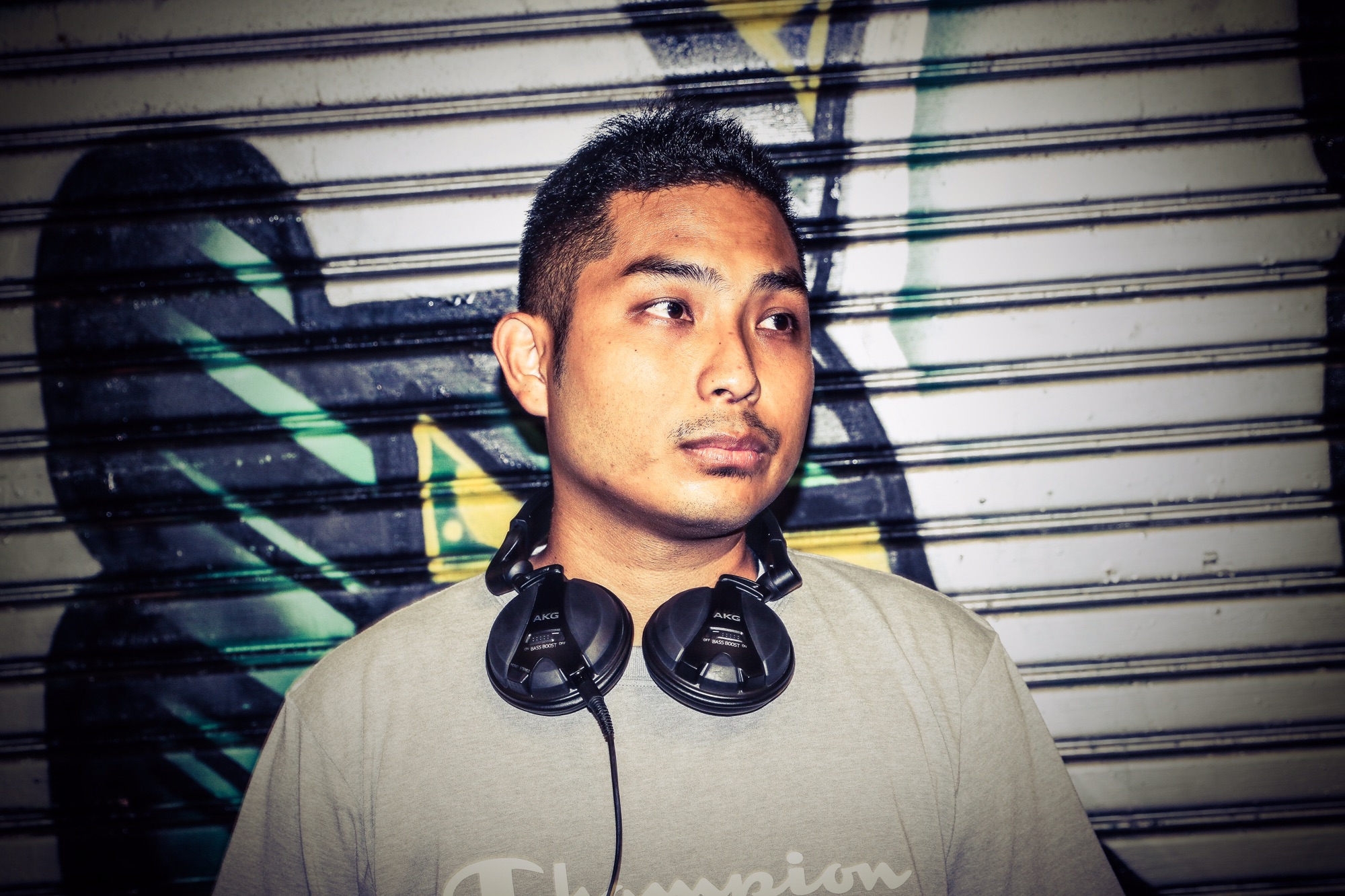 DJ YOUNG MO OFFICIAL SITE