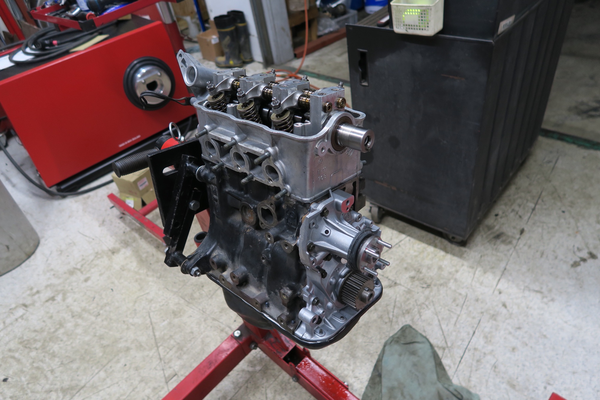 F6Aエンジン続き | ジムニー専門店AToRiKAブログ