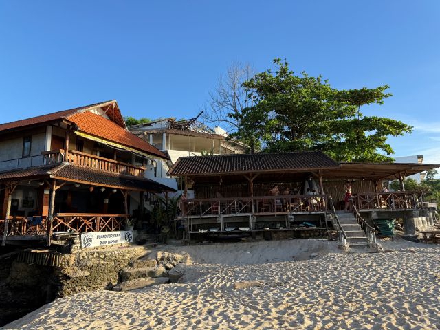バランガンビーチのJIMMY BEACH CAFE | モンスーンに吹かれて ~ Living in Singapore & Bali~