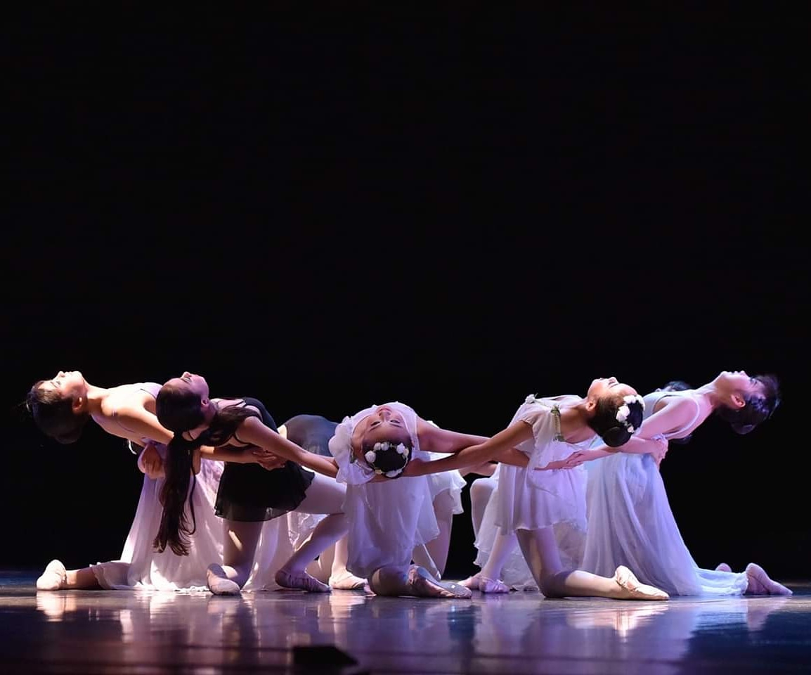 YURI ecole de ballet contemporain