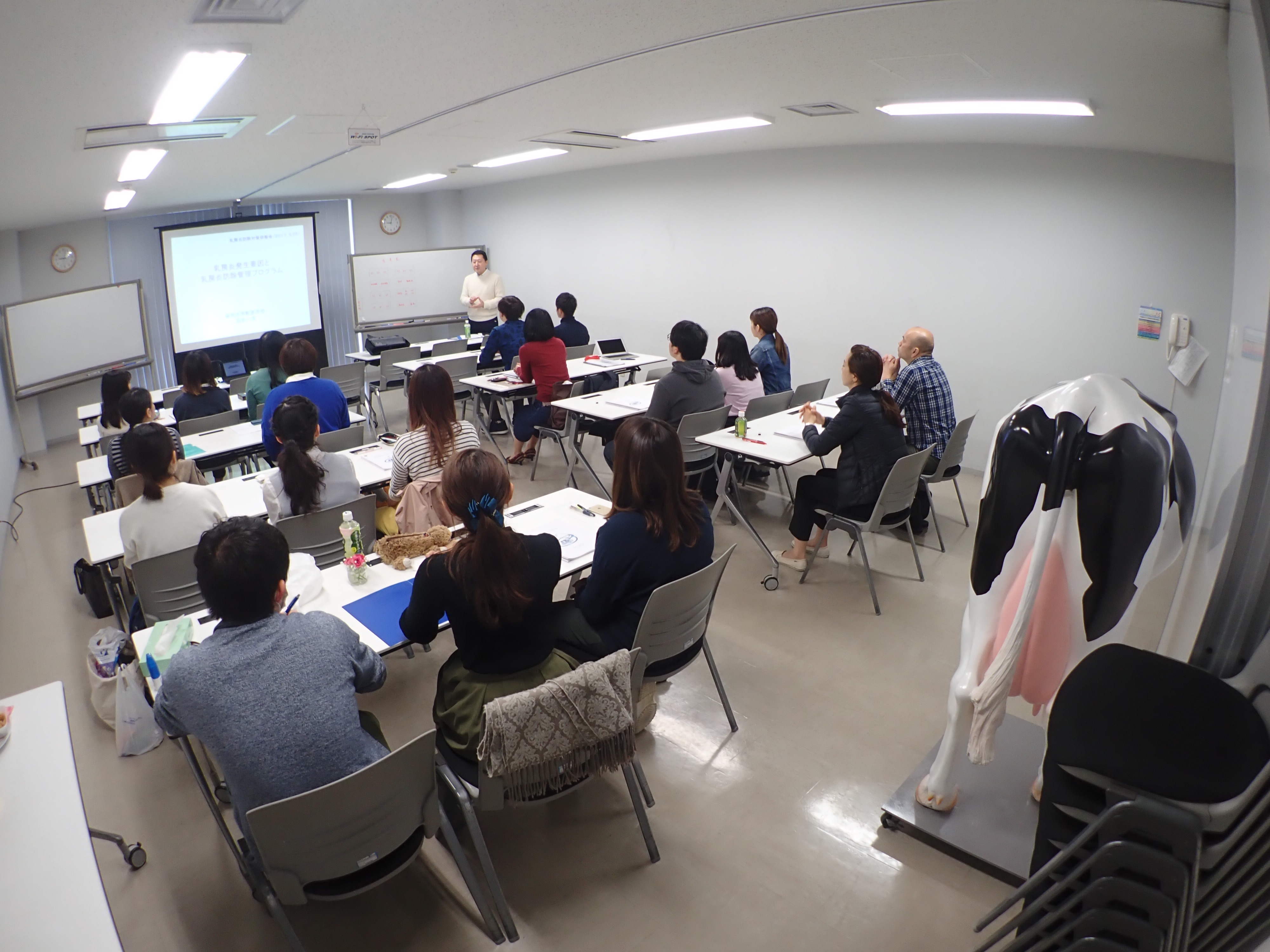 GALLERY | AZABU UNIVERSITY MASTITIS RESEARCH CENTER