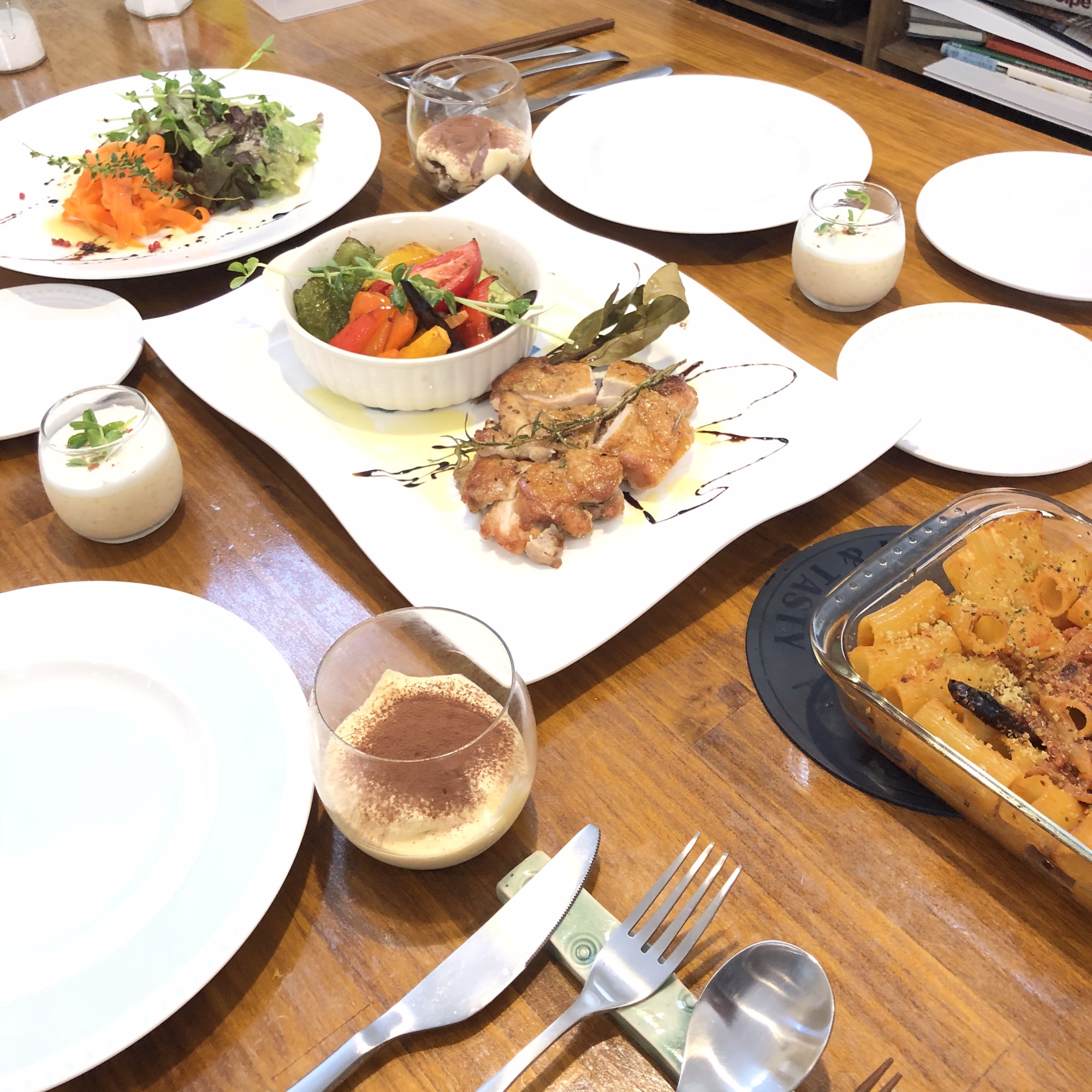 menu & class | Studio Maribo