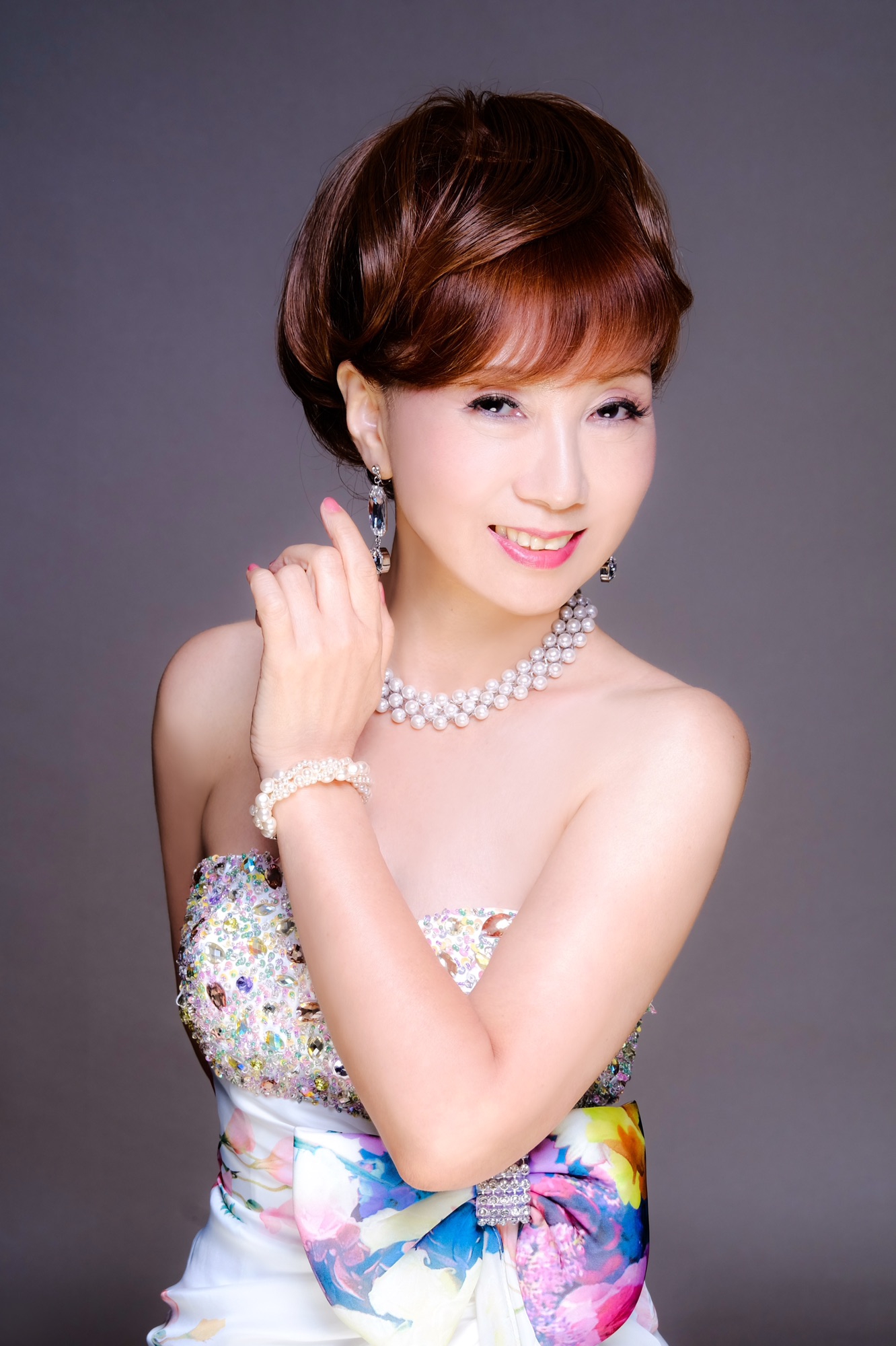 プロフィール | Mihoko 歌手