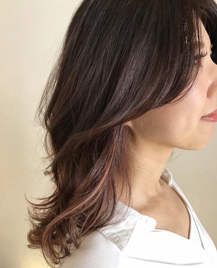 Profile | Shiro Color Lounge